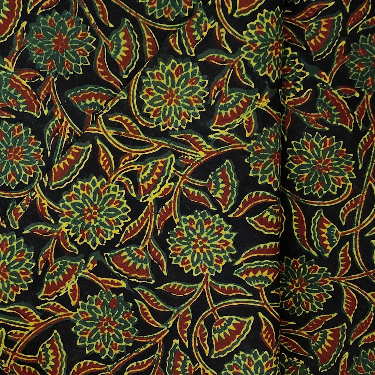 Pre Cut (1.35 Meter) Pure Cotton Double Ajrak Black With Green And Rus – Sanskruti