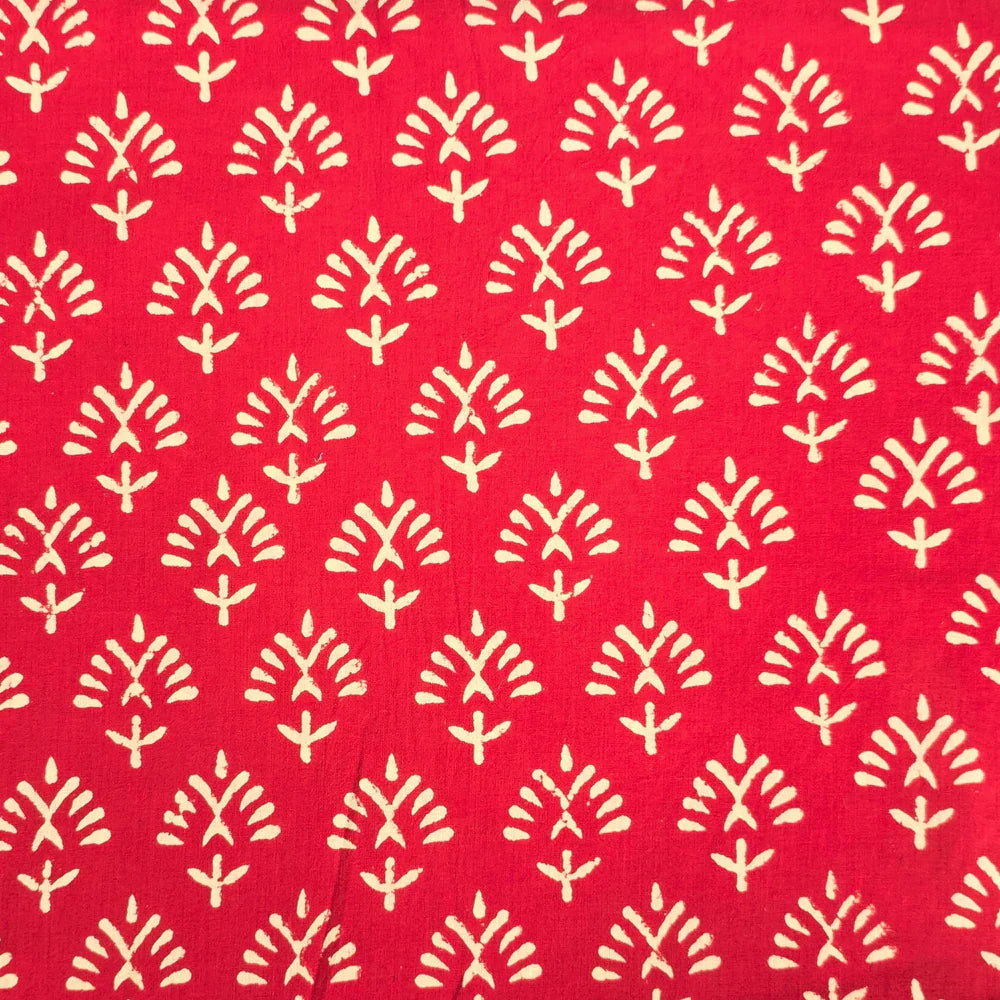 ( PRE-CUT 1.75 METER ) Pure Cotton Dabu Red With Cream Flower Motif Ha – Sanskruti