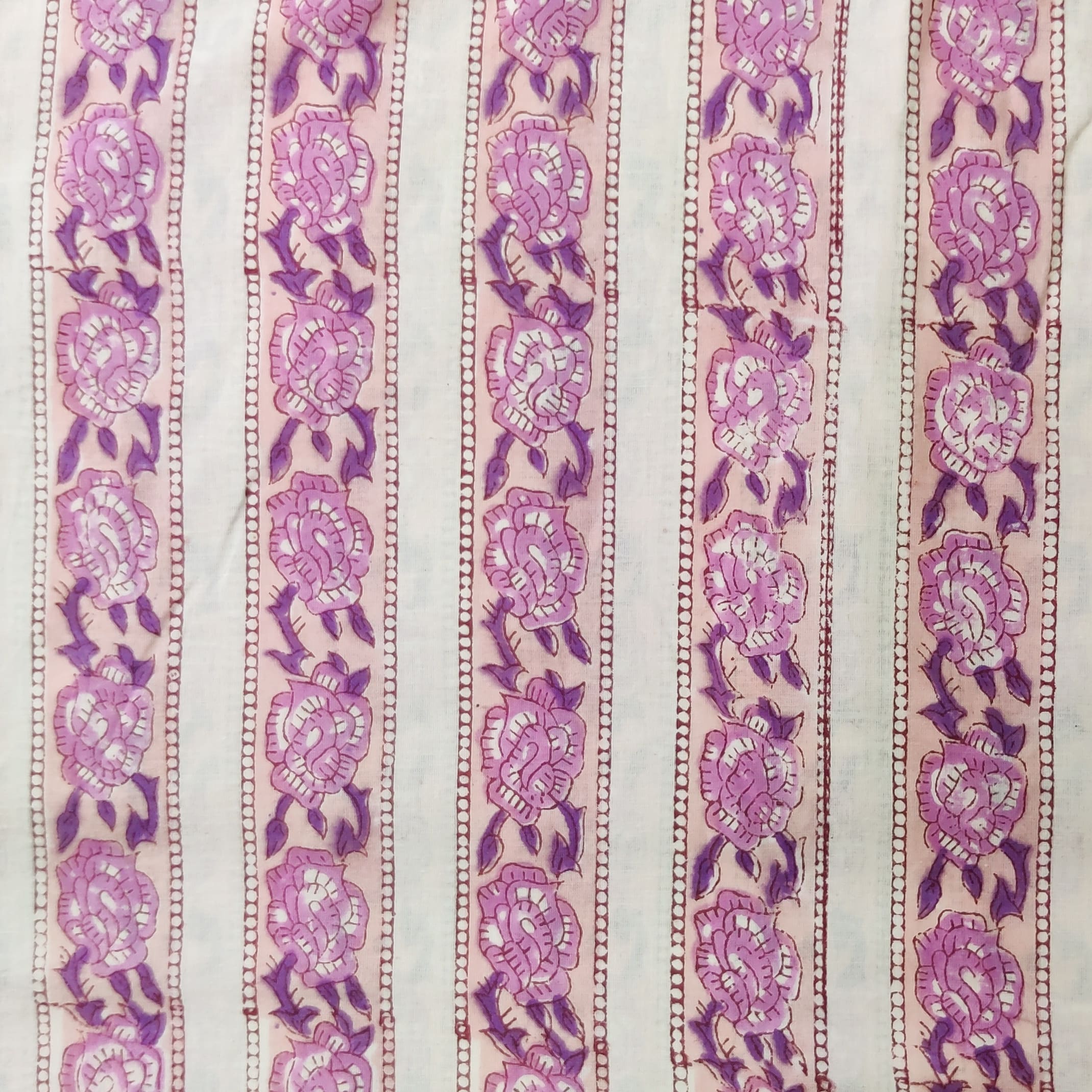 Pre Cut (1.15 Meter) Pure Cotton Jaipuri White With Pastel Peach Laven – Sanskruti
