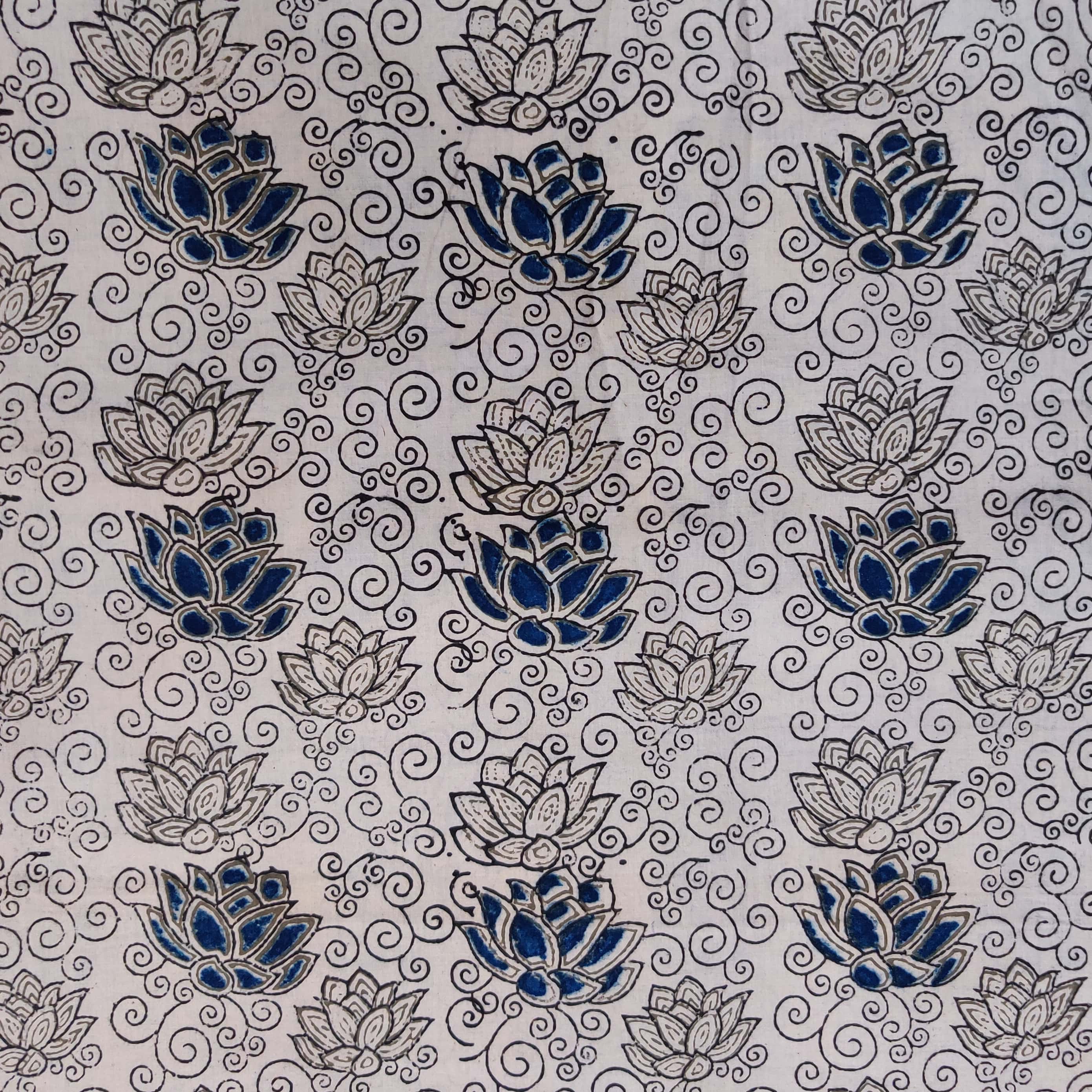 Pre-Cut 1.90 Meter Pure Cotton Cream Special Ajrak With Grey And Blue – Sanskruti