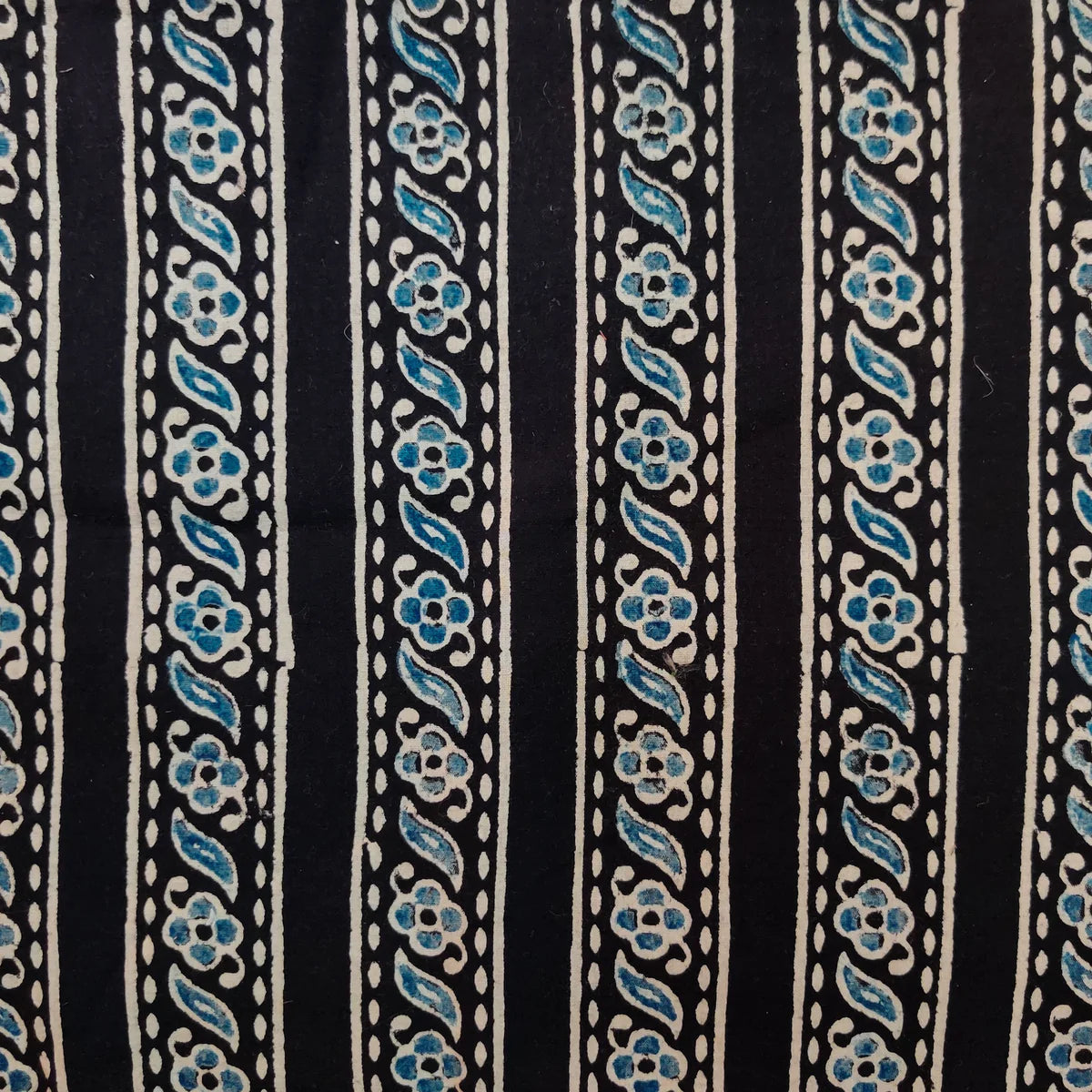 pre-cut ( 2 meter )Pure Cotton Double Ajrak Black With Blue Border Han – Sanskruti
