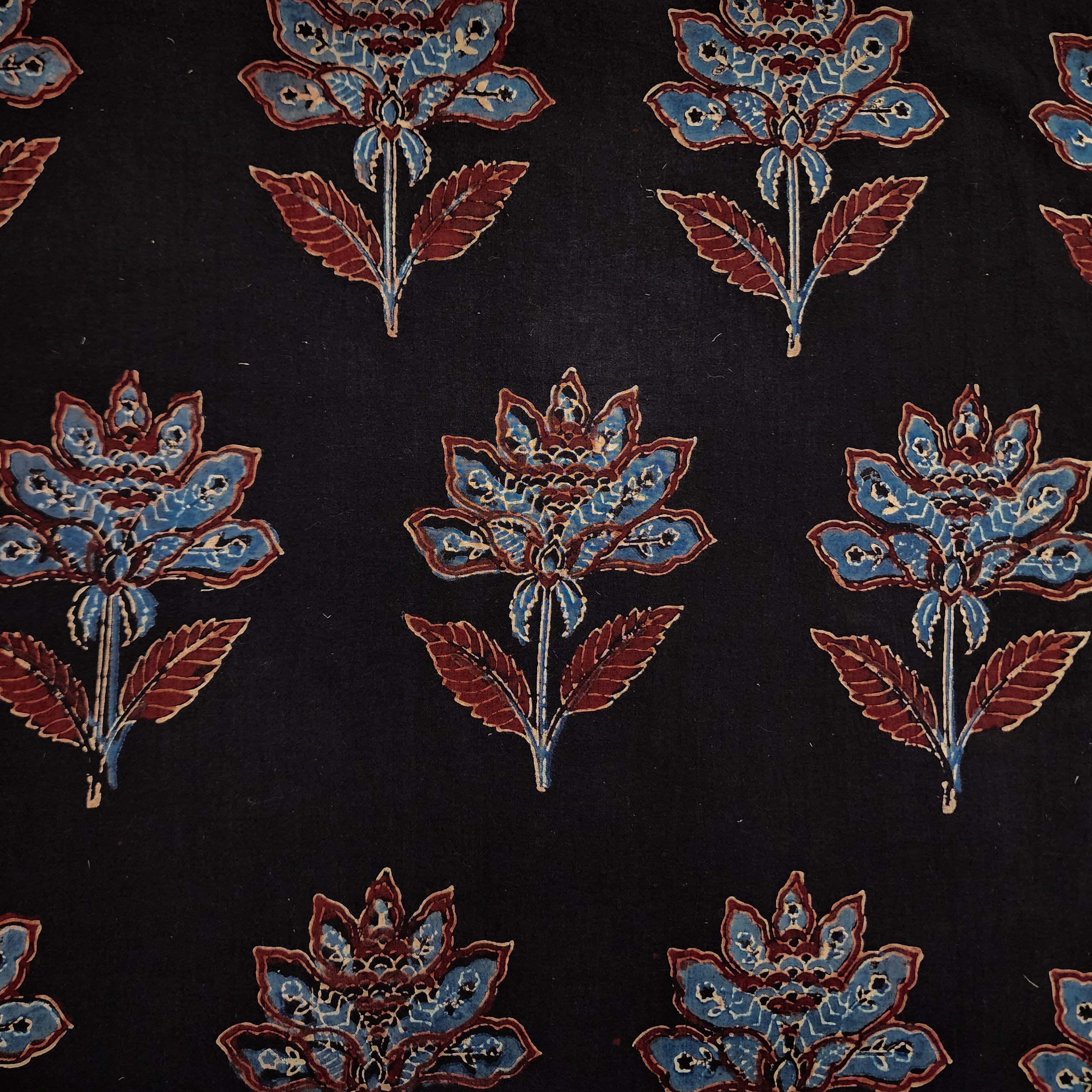 ( Pre-Cut 1 Meter ) Pure Cotton Double Ajrak Black With Big Wild Flowe – Sanskruti