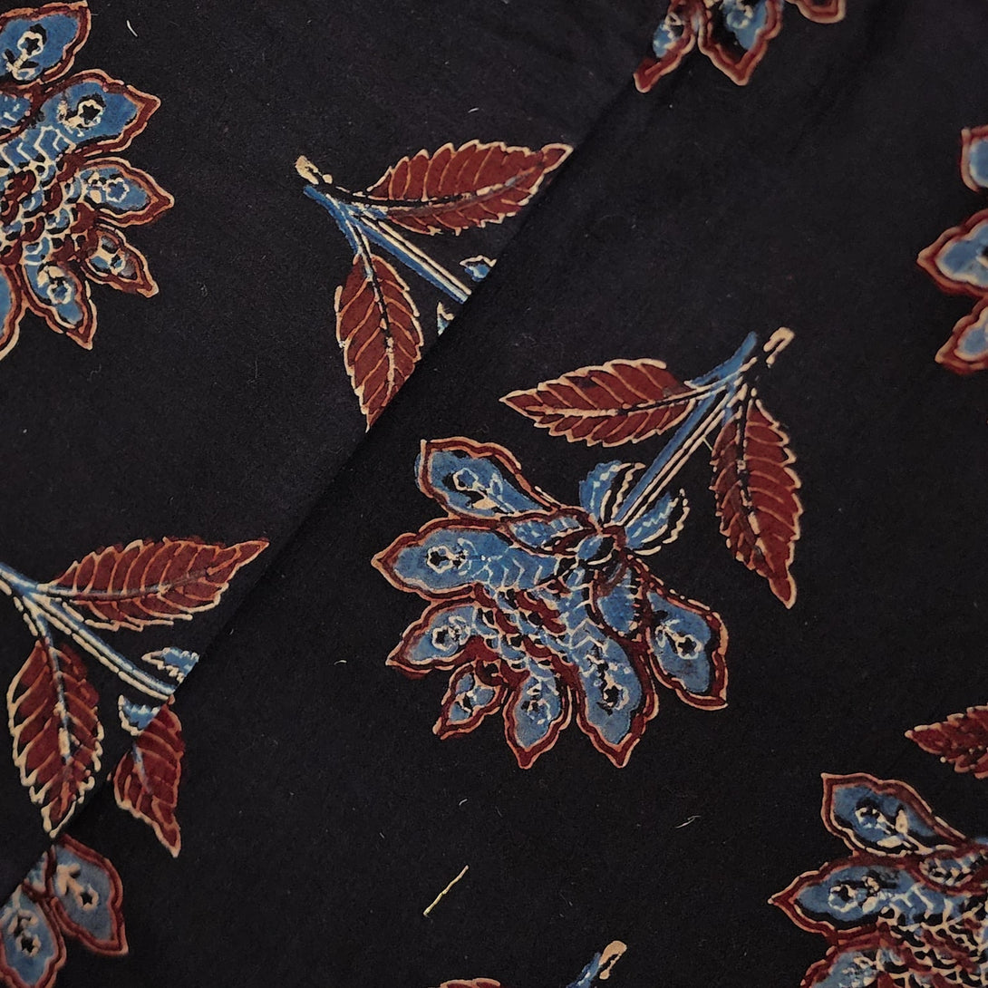 ( Pre-Cut 1 Meter ) Pure Cotton Double Ajrak Black With Big Wild Flowe – Sanskruti