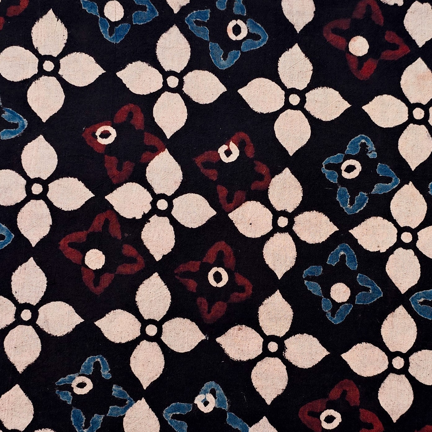 (Pre-cut 1.15 meter)Pure Cotton Ajrak Geometrical Design Flower Black ...