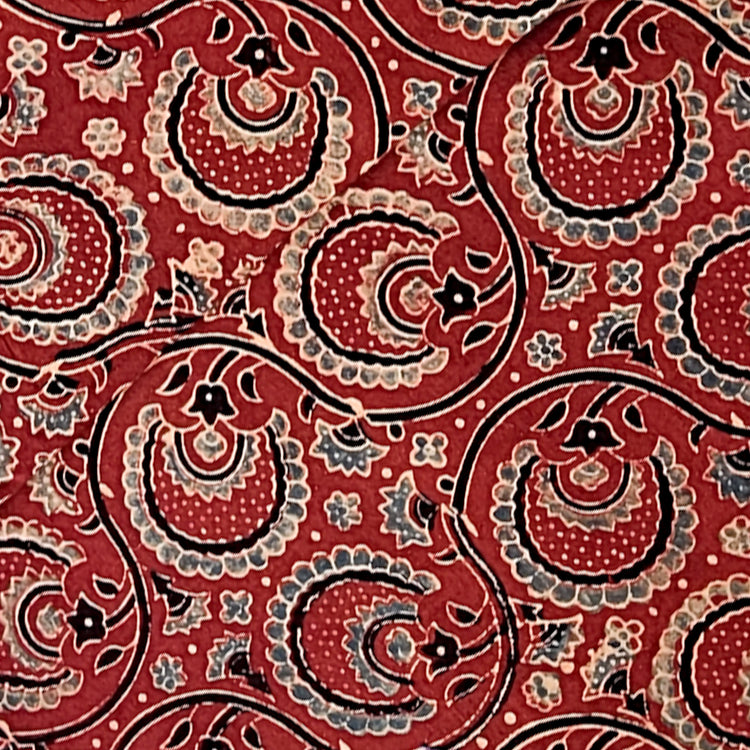 (PRE-CUT 1 METER) Pure Cotton Ajrak Rust Red With Rust Blue Flower Jaa – Sanskruti