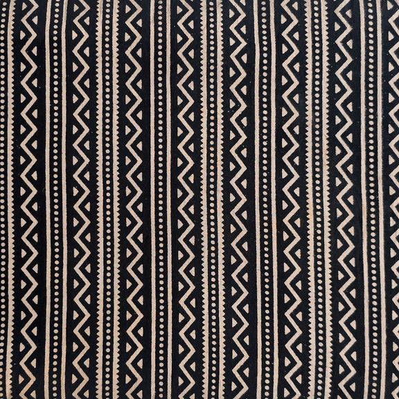 Pure Cotton Ajrak Vegetable Dyed Black And Cream Zig-Zag Border Design – Sanskruti