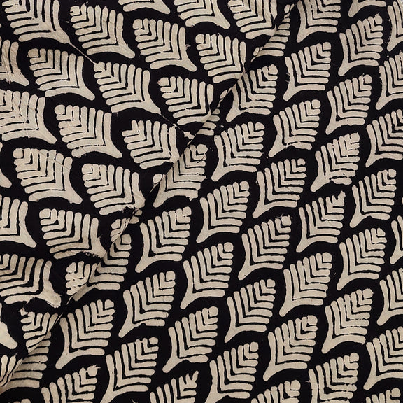 Pure Cotton Bagh Black With Leaves Motif With Border Design Hand Block ...