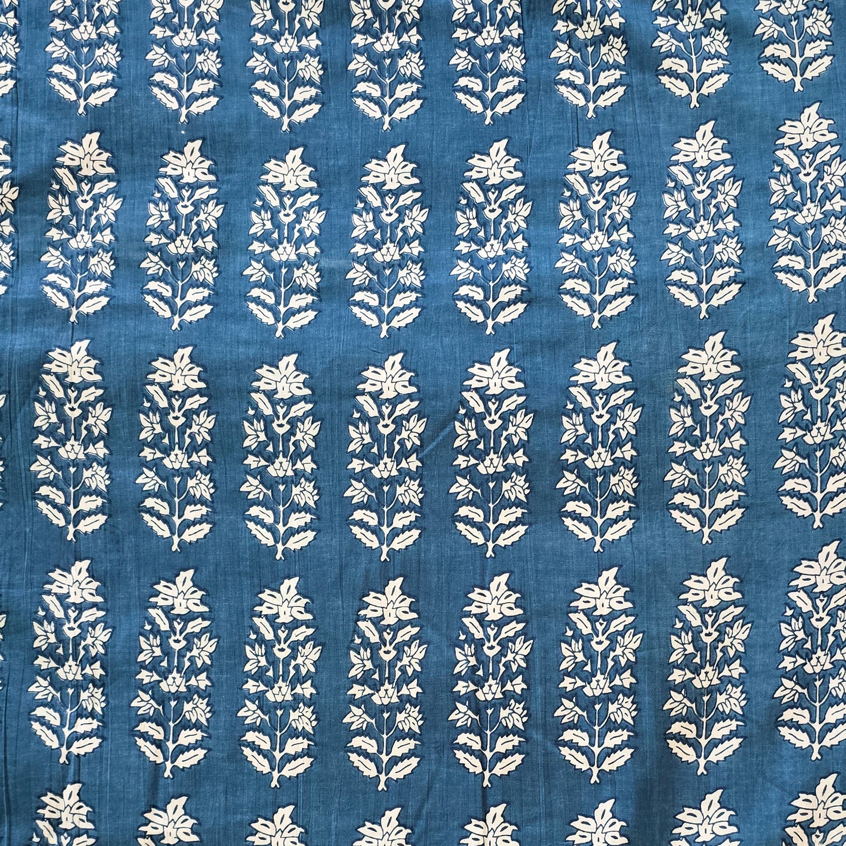 Pure Cotton Screen Print Blue With White Plant Motif Fabric – Sanskruti
