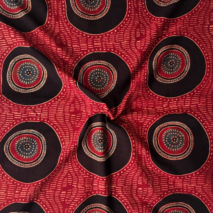 Pure Cotton Gad Ajrak Red With Black Intricate Design Circle Motif Han – Sanskruti