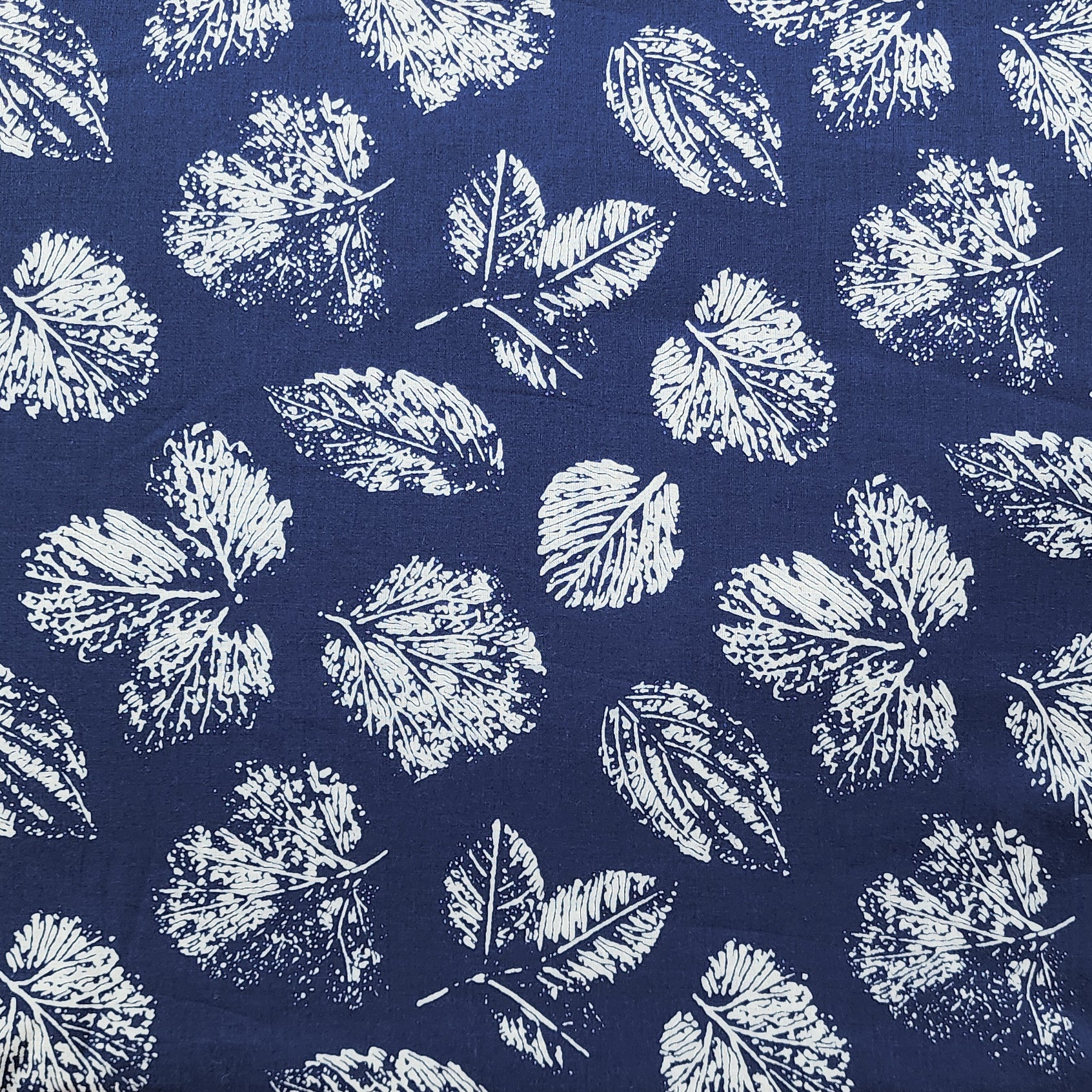 Pure Cotton Blue With White Leaves Motif Screen Print Fabric – Sanskruti