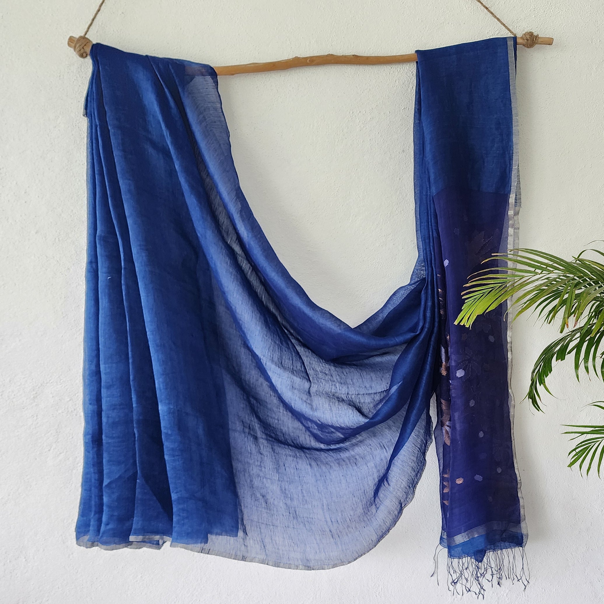 JAMDANI-Silk navy blue With Copper Butti Design Saree – Sanskruti