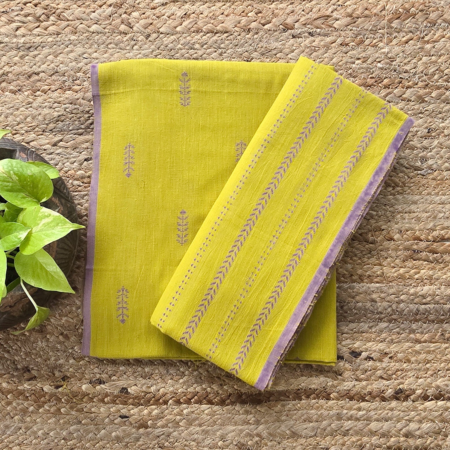 Top Bottom Combo Pure Cotton Handloom Green Plant Motif Woven Fabric ...