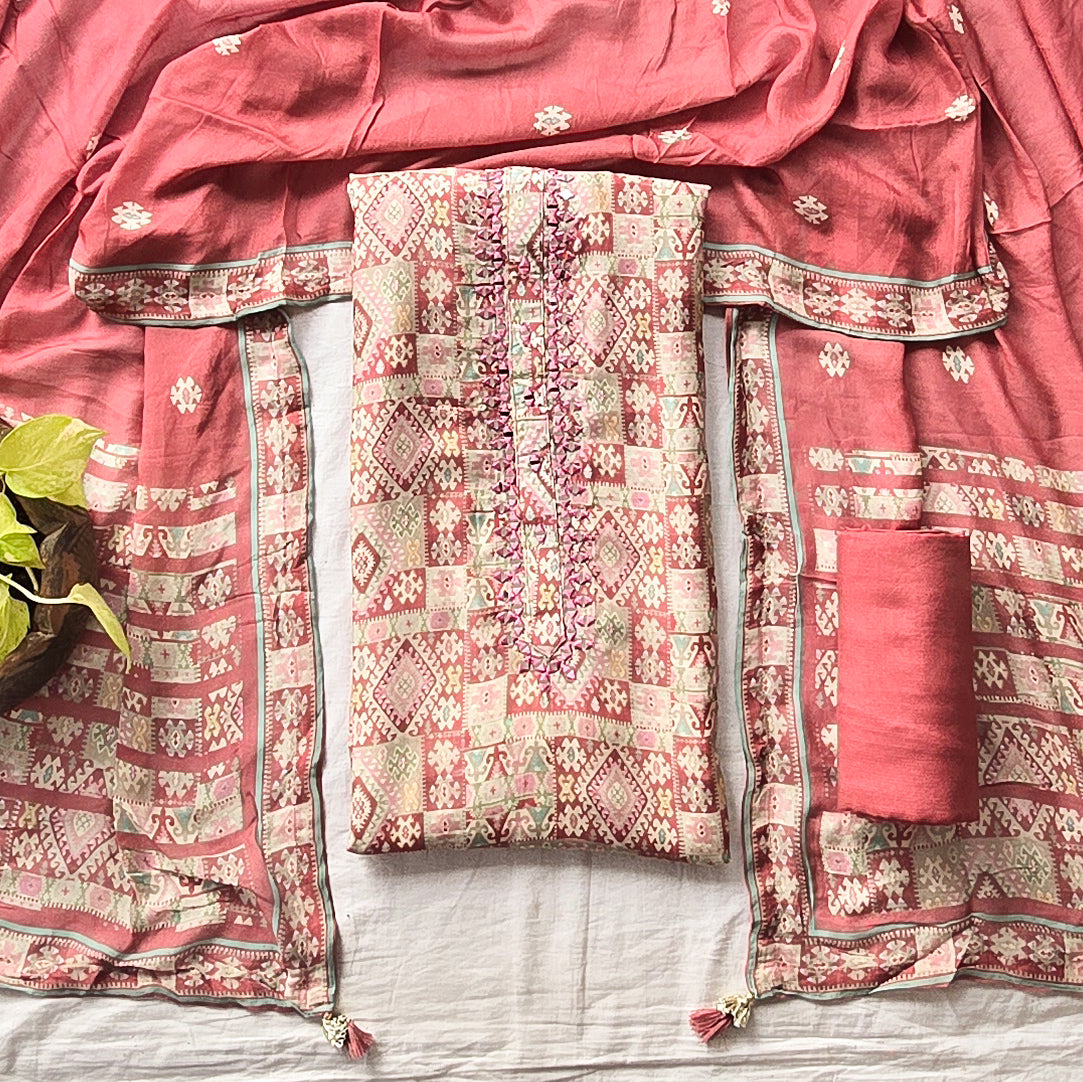 MEDHA - Soft Muslin Dusky Pink With Mirror Work Yoke Suit – Sanskruti
