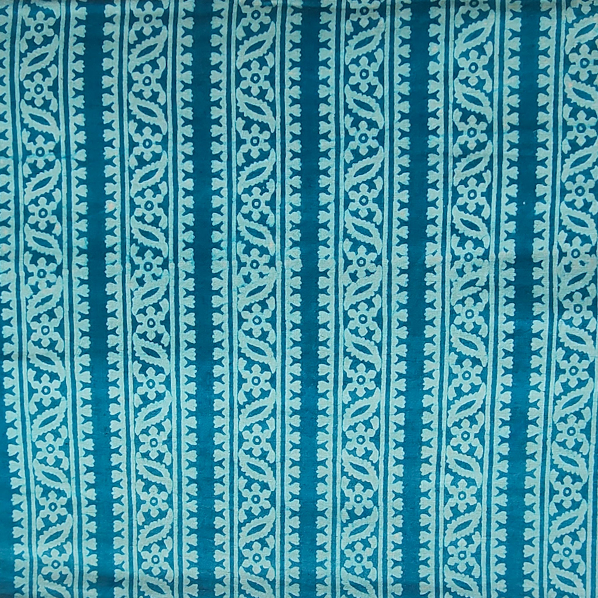 Pure Cotton Dabu Blue With Border design Hand Block Print Fabric ...
