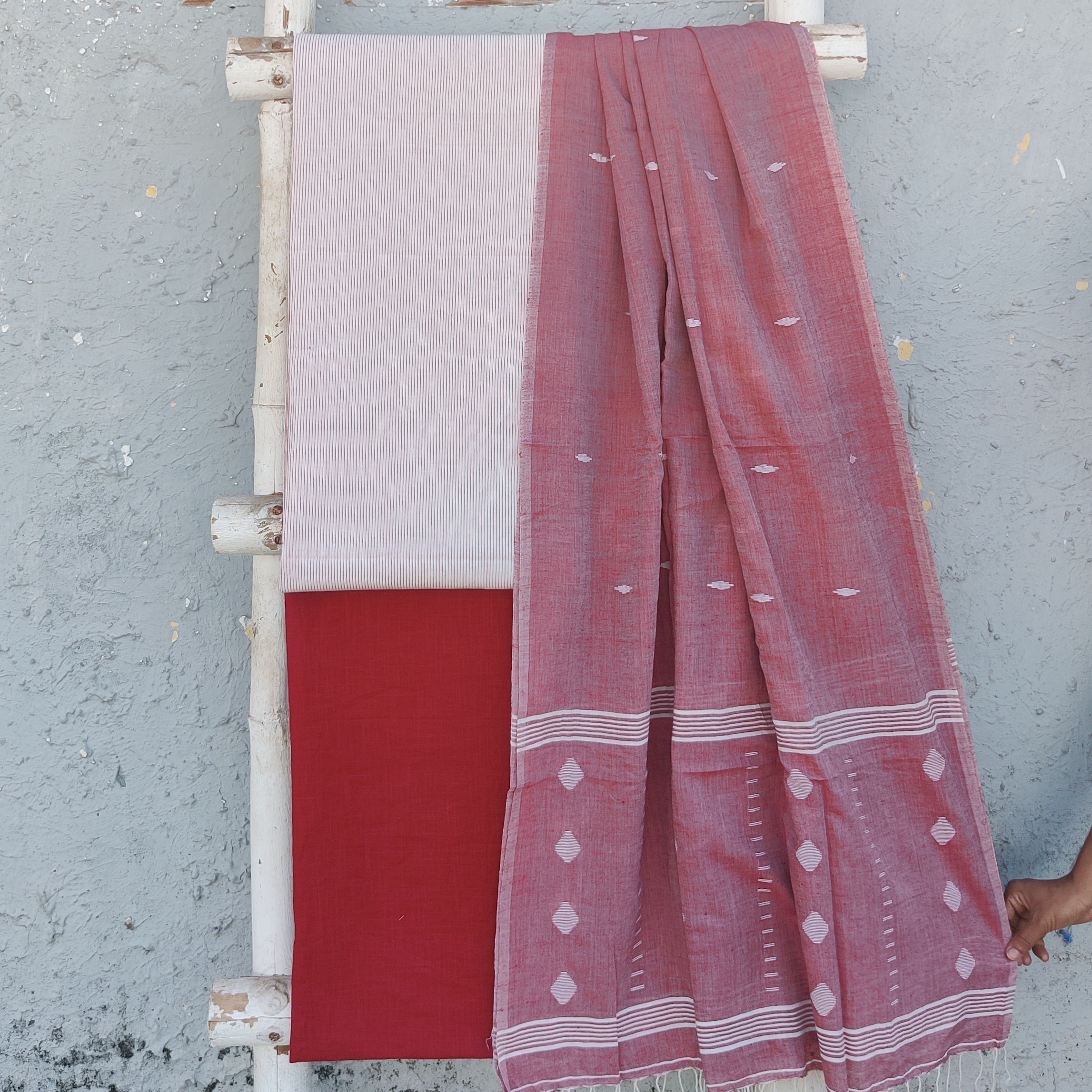 AAKASHI-Pure Cotton Handloom White With Red Stripes Top And Plain Red ...