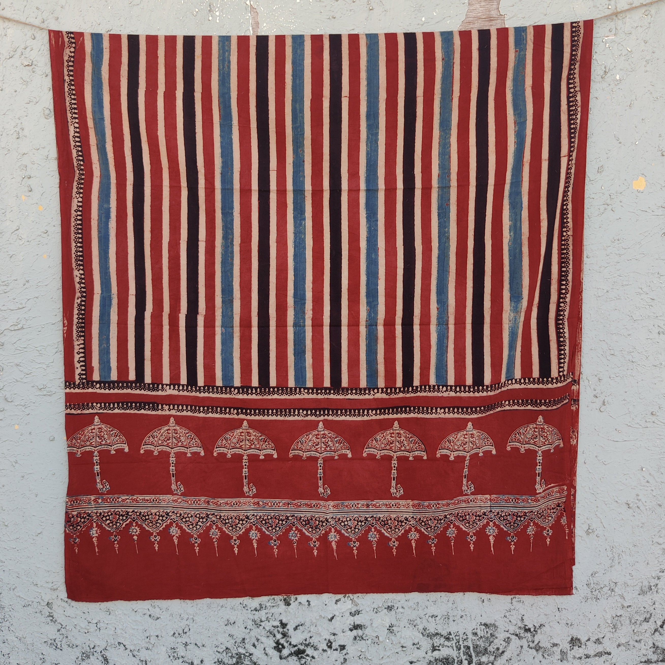AASMA-Pure Cotton Ajrak Red And Blue Dupatta – Sanskruti