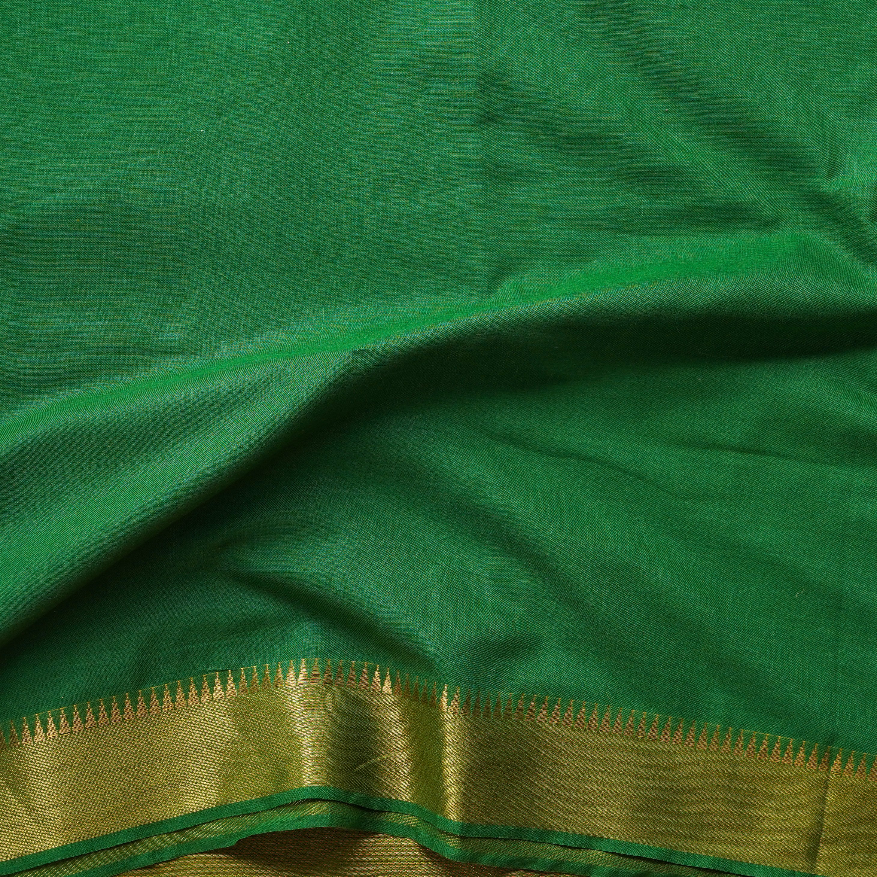 Pure Cotton Handloom Mercerised mehendi green With Golden Border Woven ...