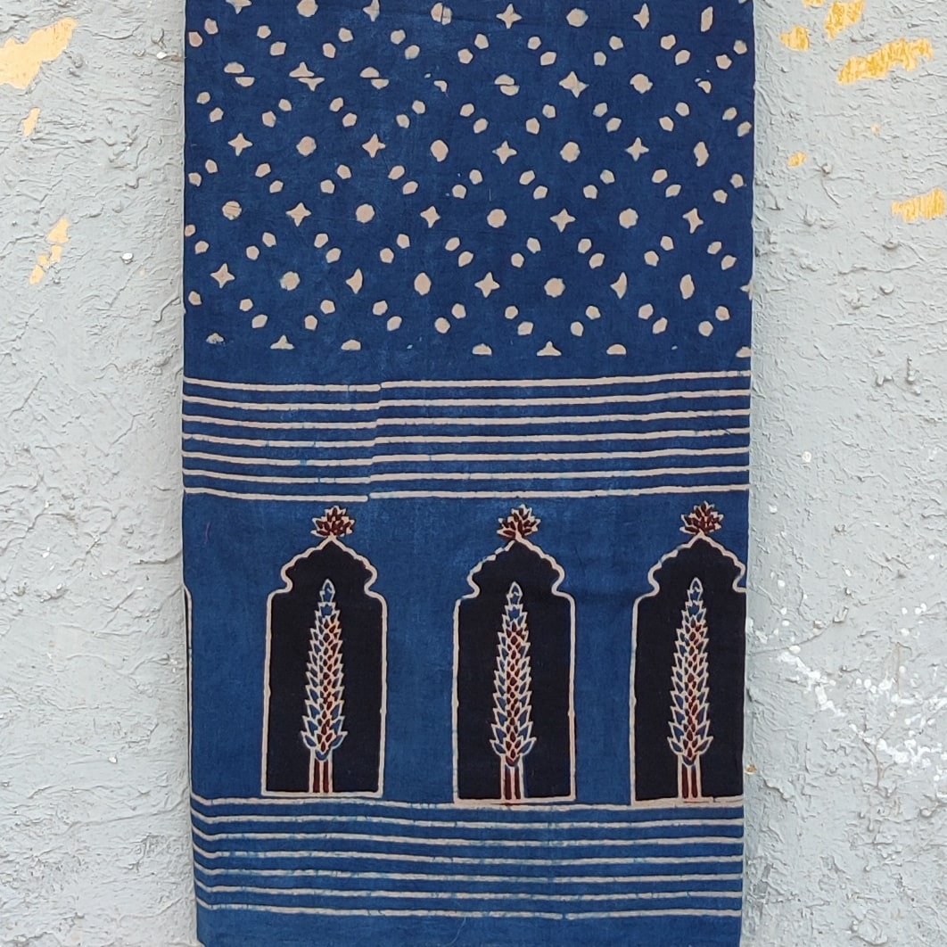 Cut Piece (1.50 Meter) Daman Ajrak Pure Cotton Blue With Cream And Int – Sanskruti