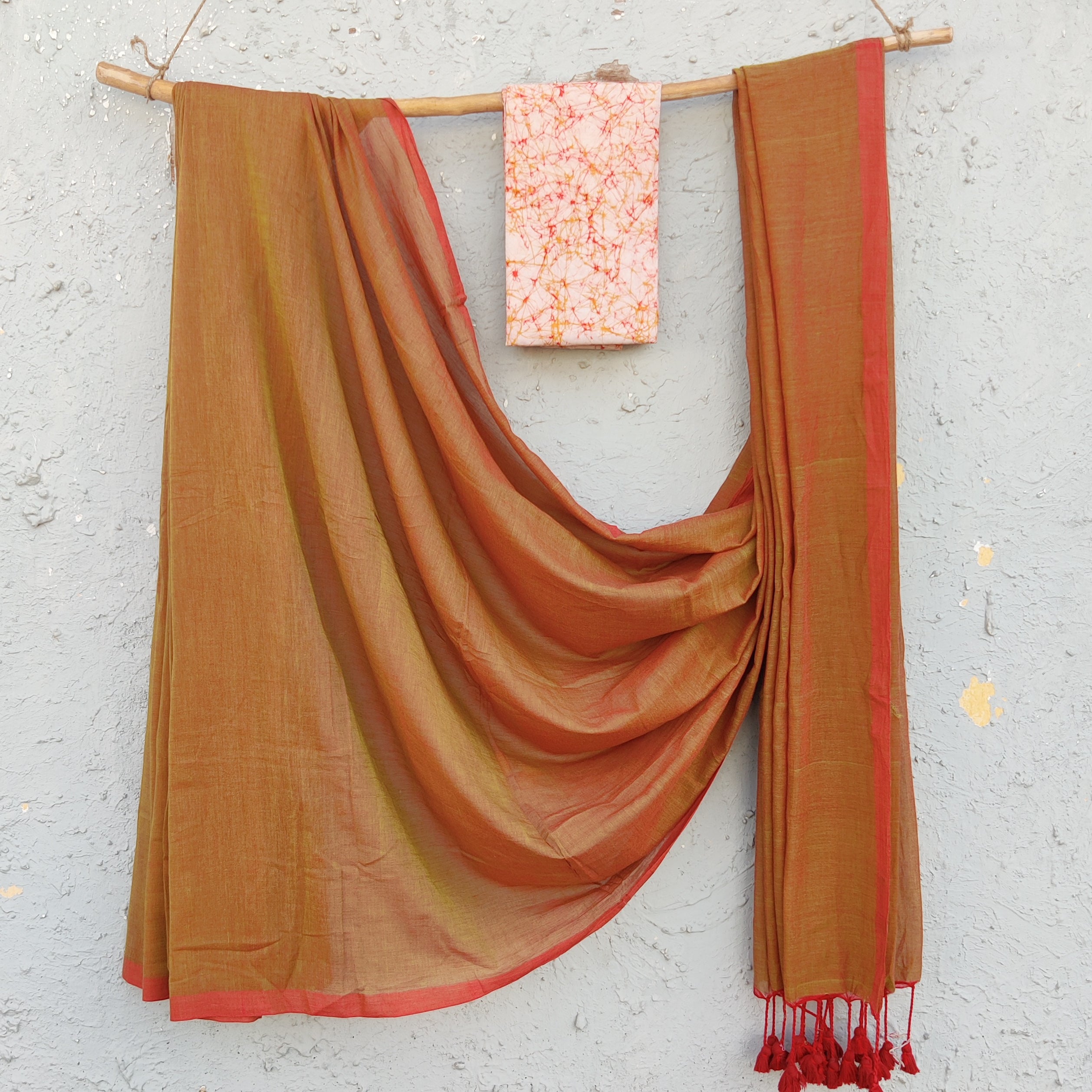 PIKU - Yellow Green With Red Dhup Chav Mul Cotton Extra Soft Saree ...