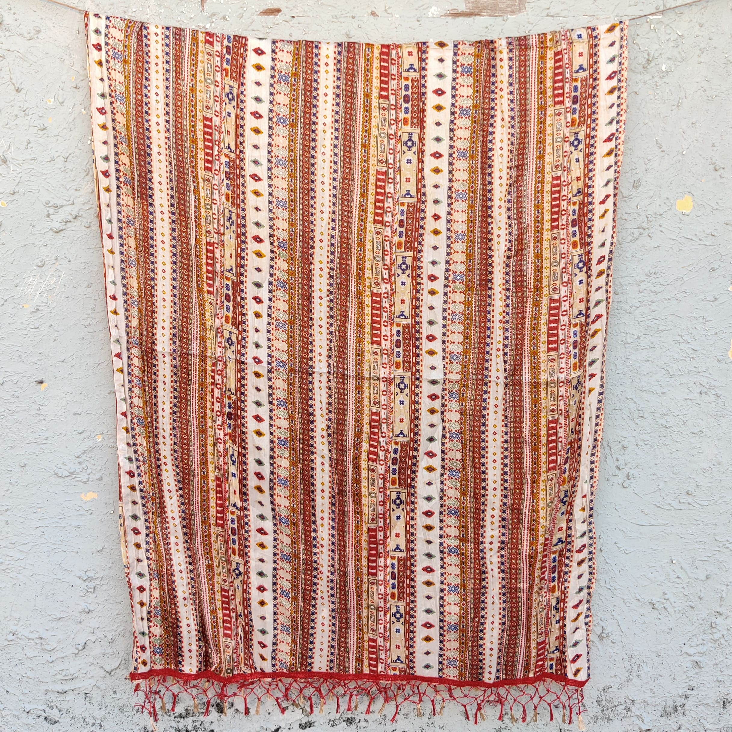 JIYA-Modal Silk White And Red Intricate Design Dupatta – Sanskruti