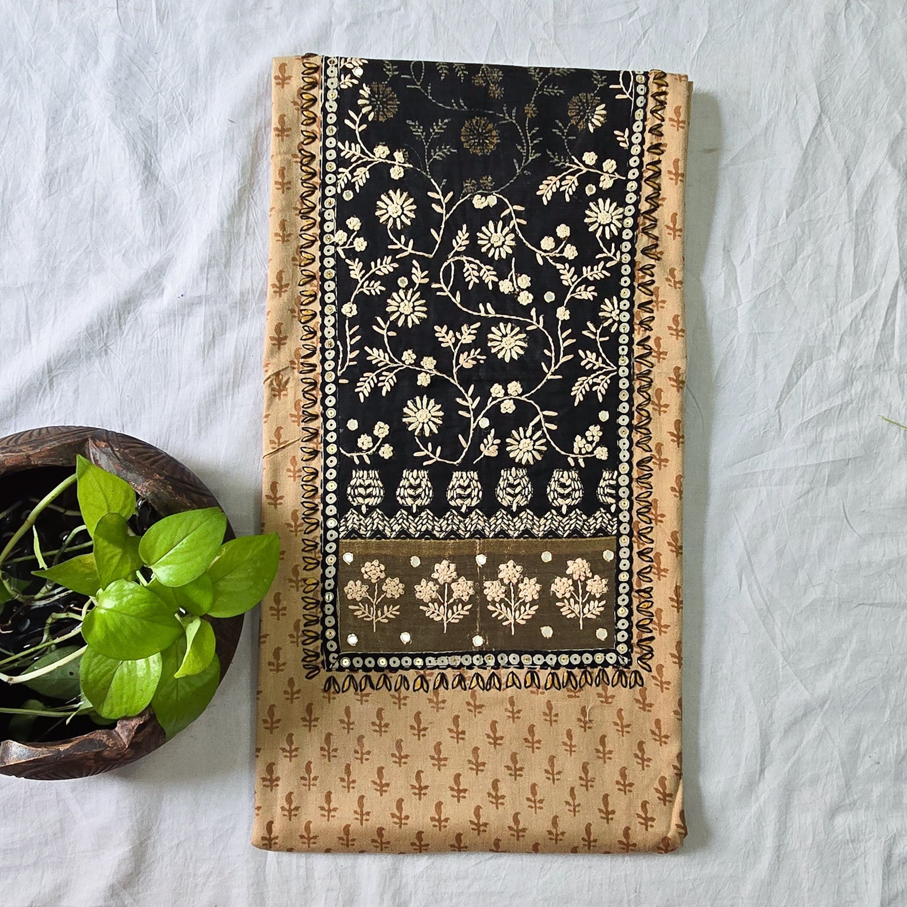 KIARA -Pure Cotton Cream With Small Kairi Prints And Black Cotton Silk ...