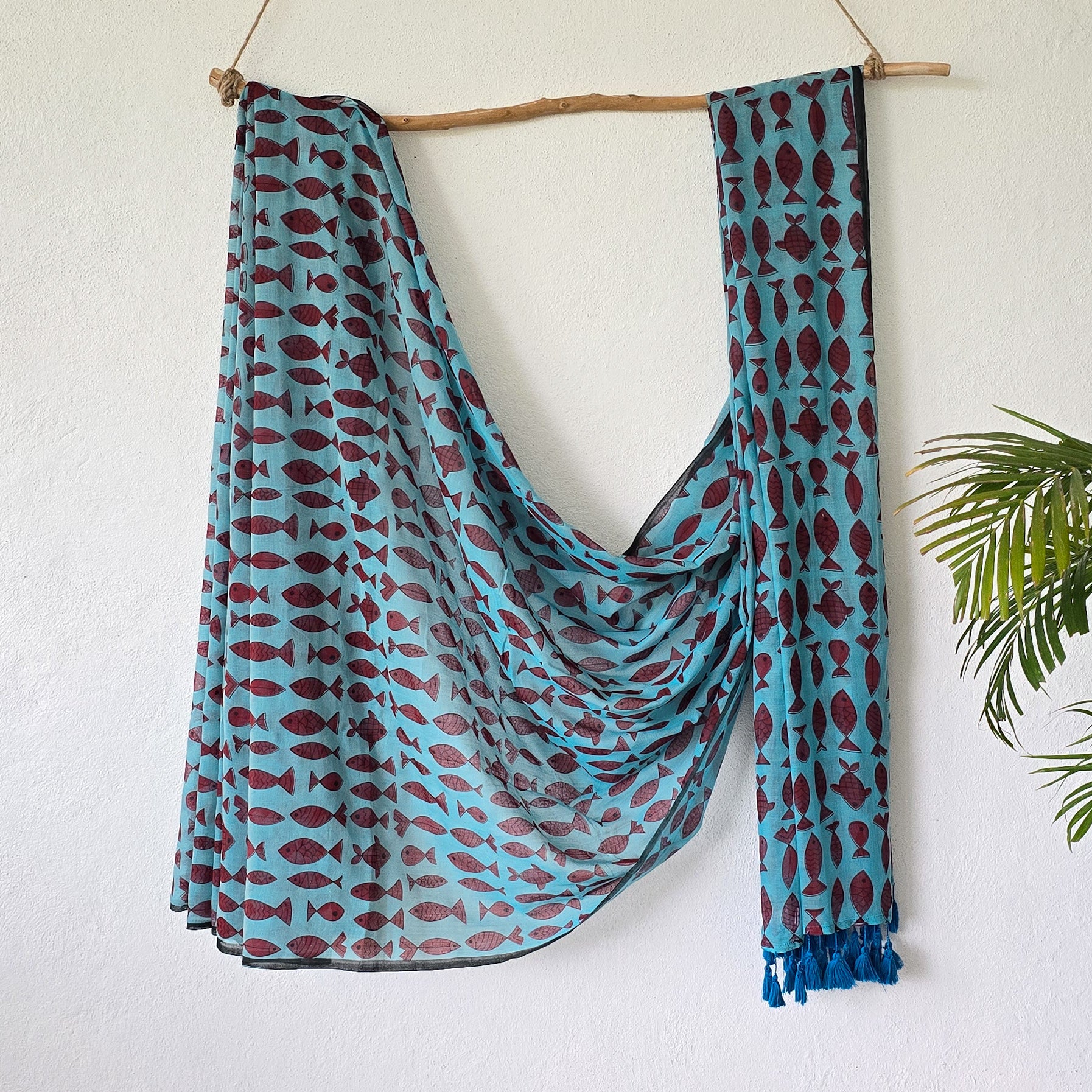 Mul Piku -Mul Piku Light Blue With Maroon Fish Design Saree – Sanskruti