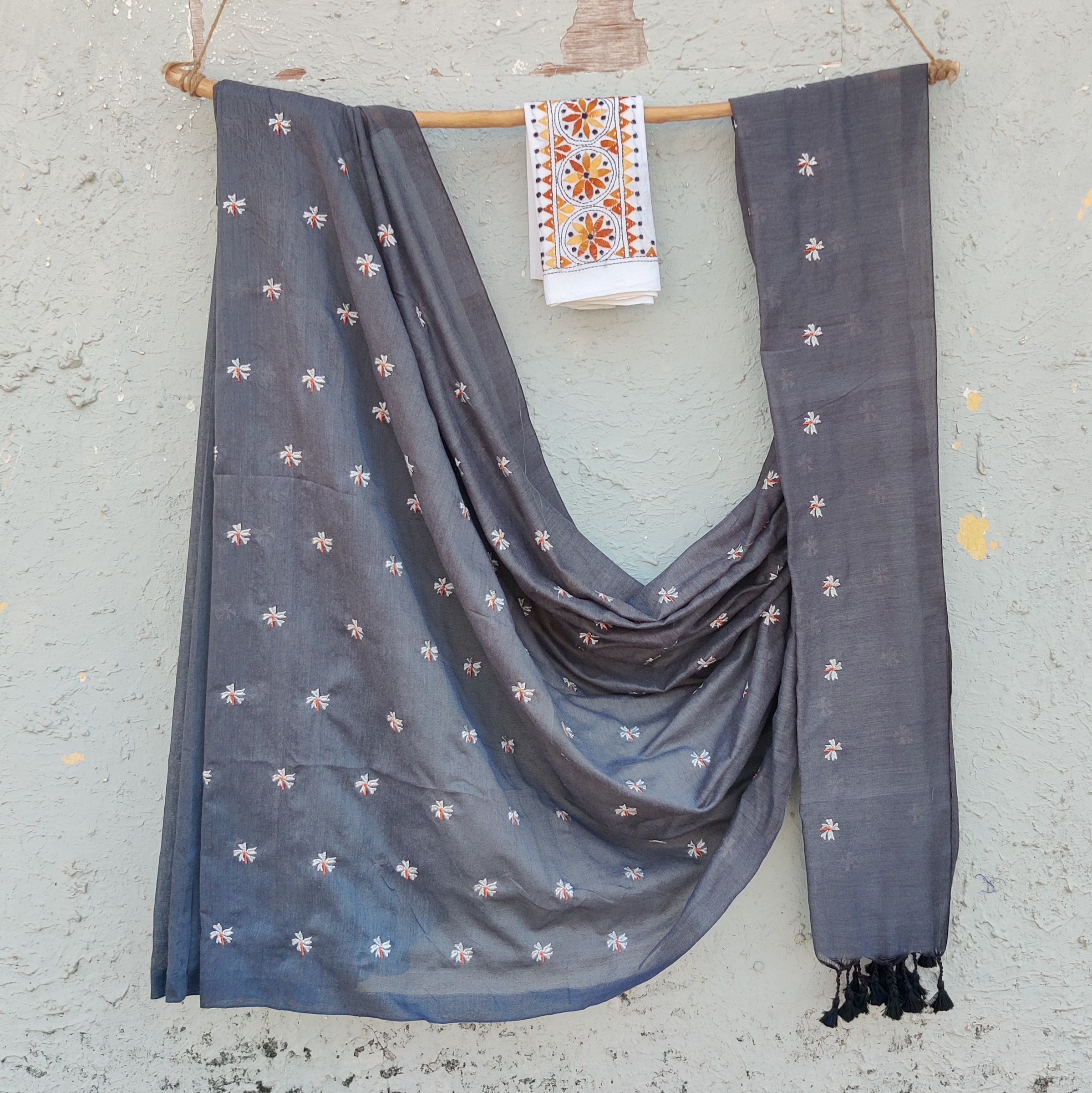 NISHKA-Mercerised Cotton Embroidered Grey With Embroidered Cream Blous – Sanskruti