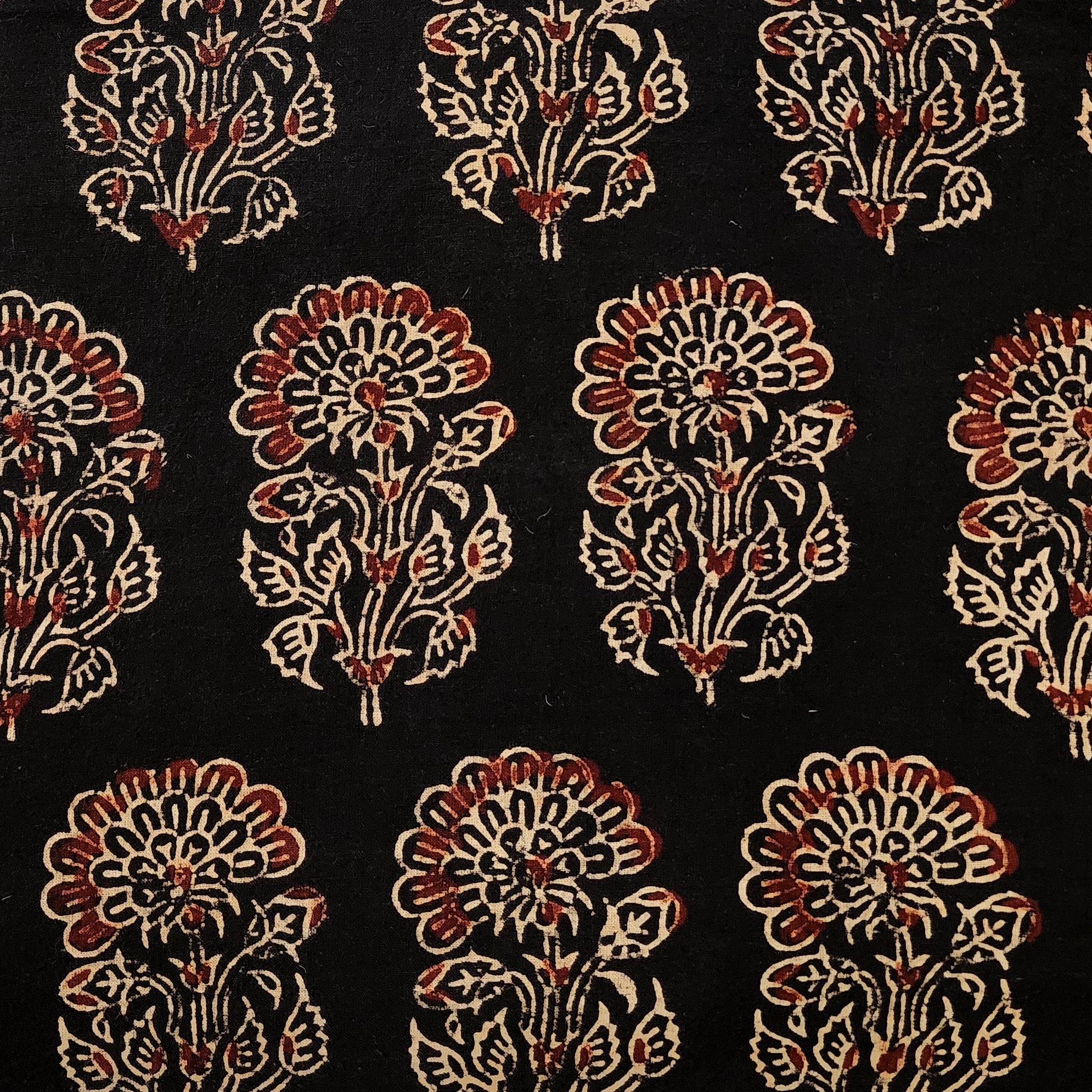 ( Pre-Cut 0.90 Meter ) Pure Cotton Ajrak Black With Cream And Red With – Sanskruti