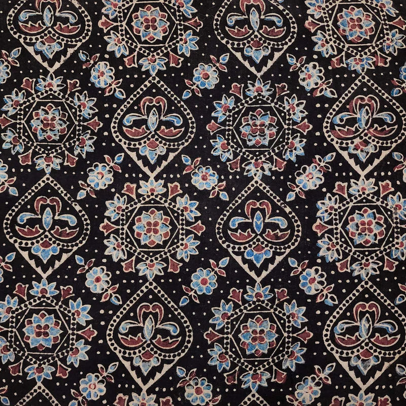 (Pre-Cut 0.90 Meter) Pure Cotton Ajrak Black With Intricate Star Flowe – Sanskruti
