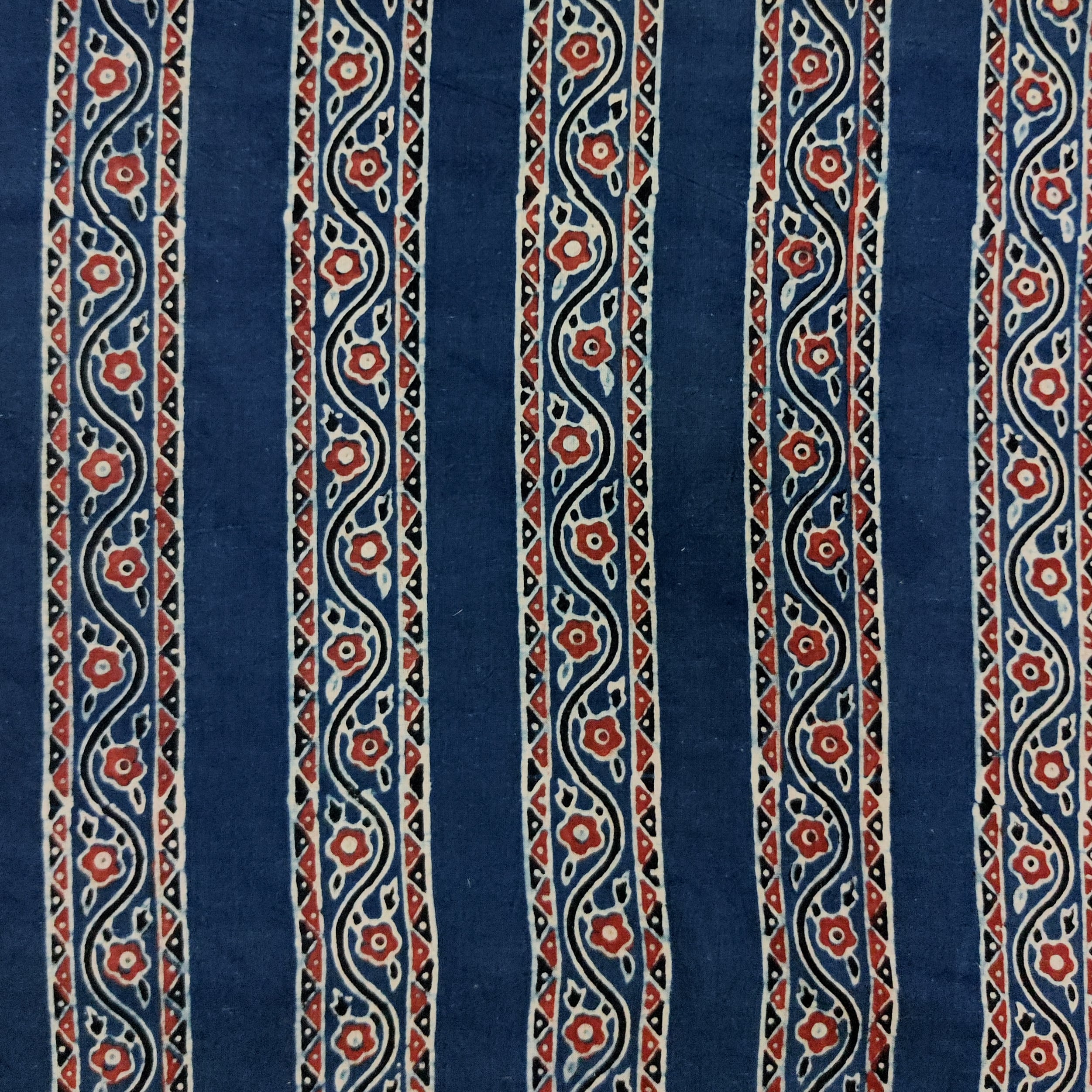 Pure Cotton Ajrak Blue With Rust Leaves Creeper Border Hand Block Prin – Sanskruti