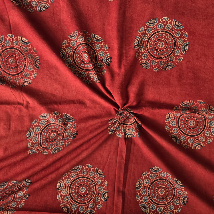 Pure Cotton Ajrak Red Big Circle Mahindi Design Hand Block Print Fabri – Sanskruti