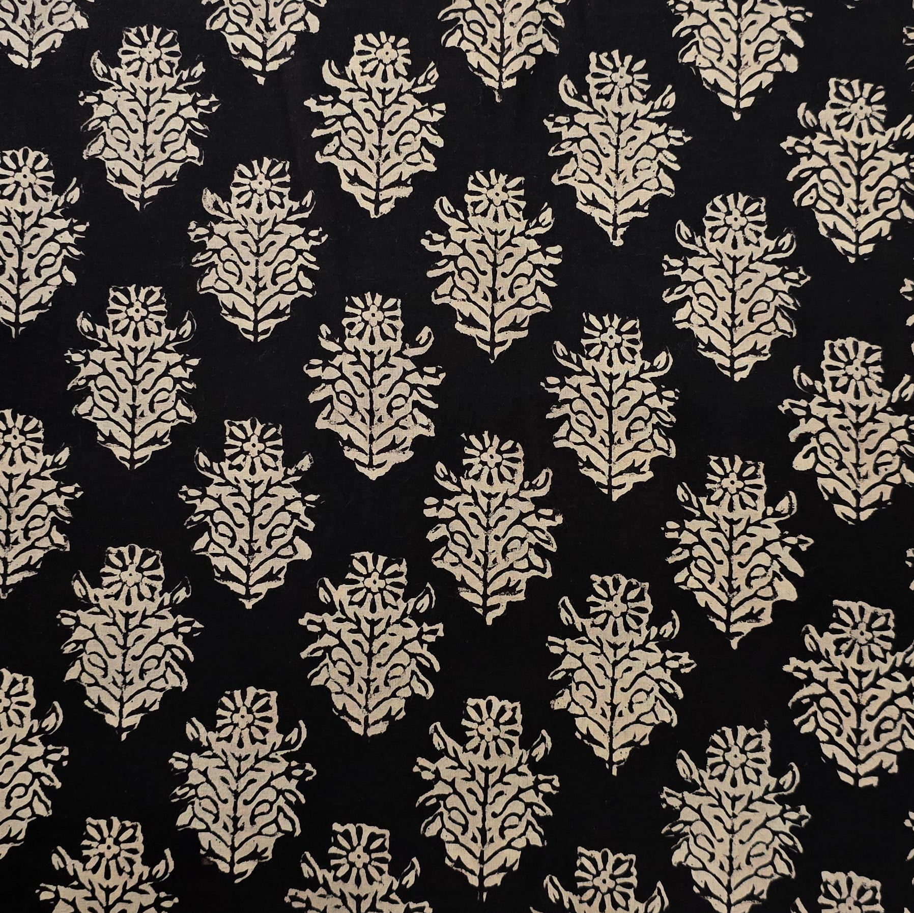 Pure Cotton Bagru Black With Off White Flower Motif Hand Block Print F ...