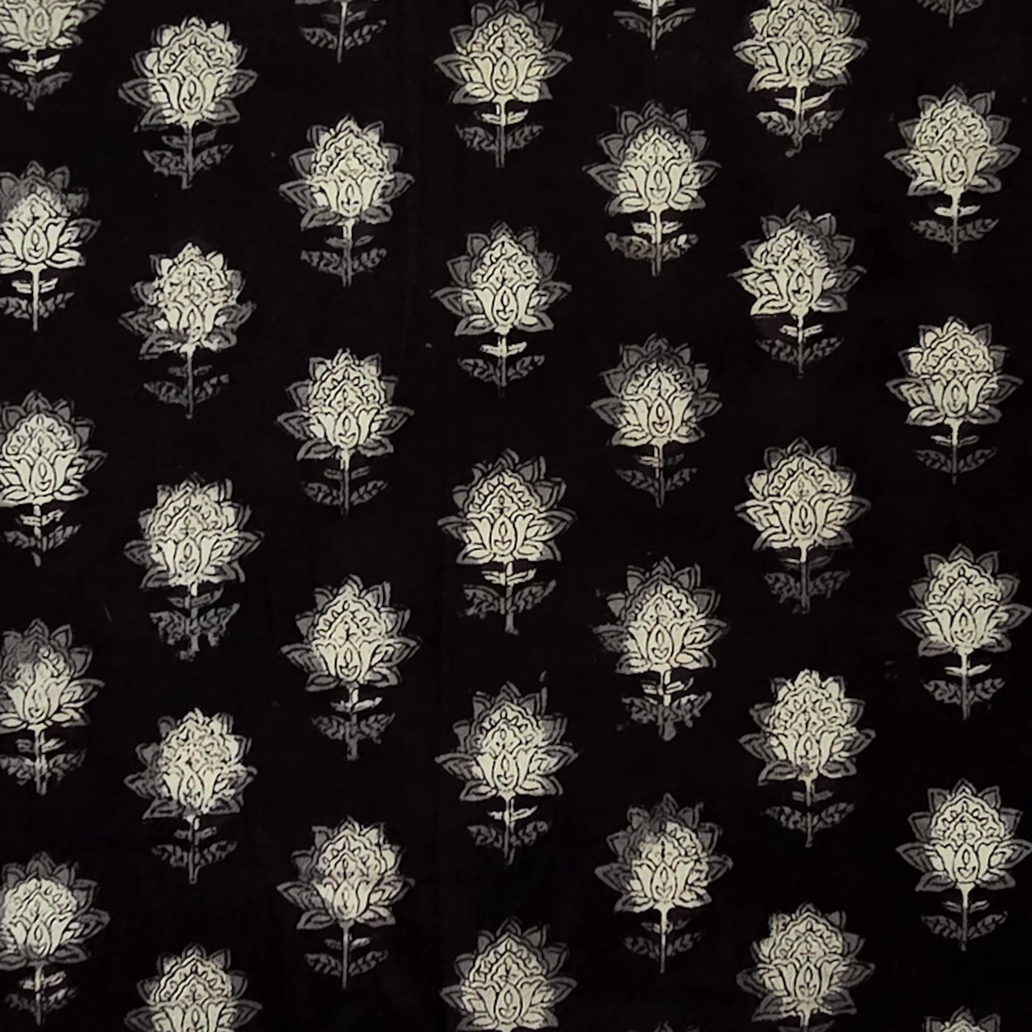 Pure Cotton Bagru Black With White Flower Motif Design Hand Block Prin ...