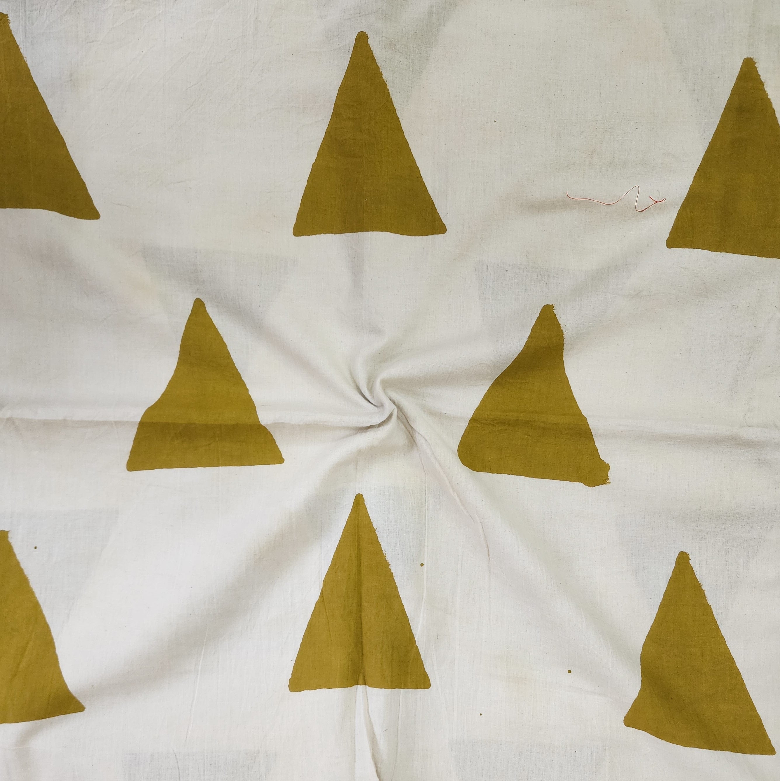 Pre Cut (1.45 Meter) Pure Cotton Bagru Cream With Mustard Triangle Mot ...
