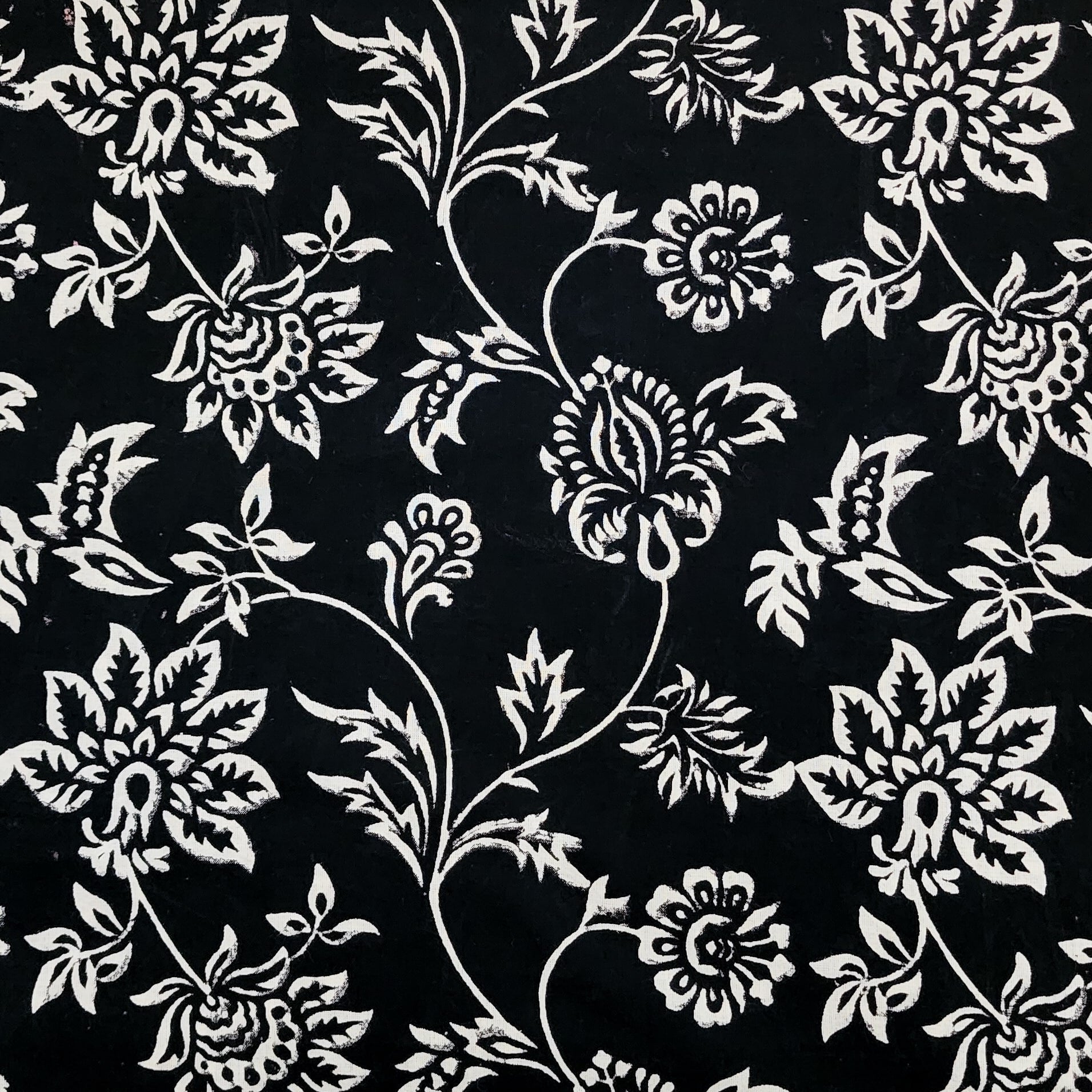 Pure Cotton Black And White Flower Jaal Hand Block Print Fabric – Sanskruti