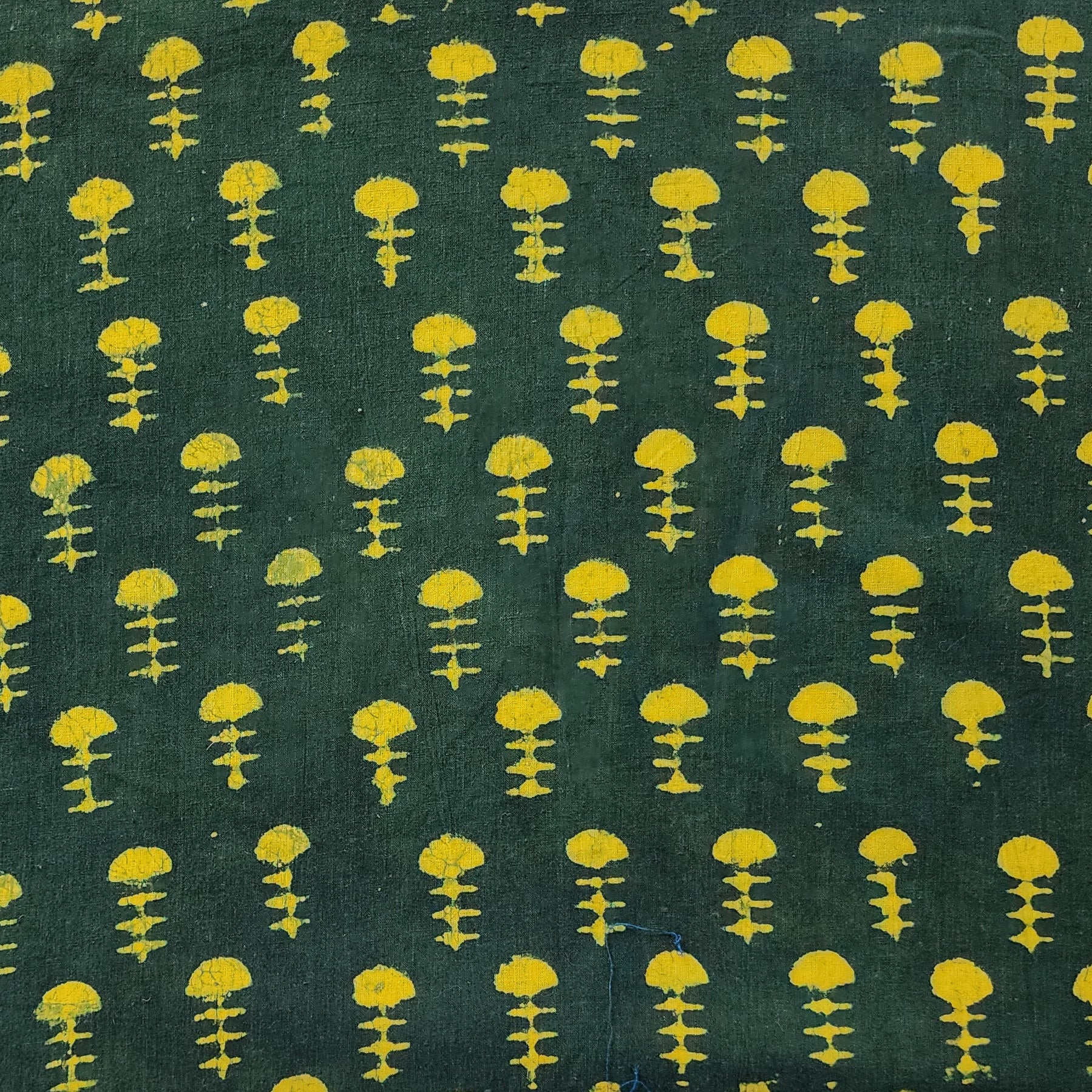 (PRE-CUT 2.30 METER) Pure Cotton Dabu Dark Green With Yellow Fish Bone ...