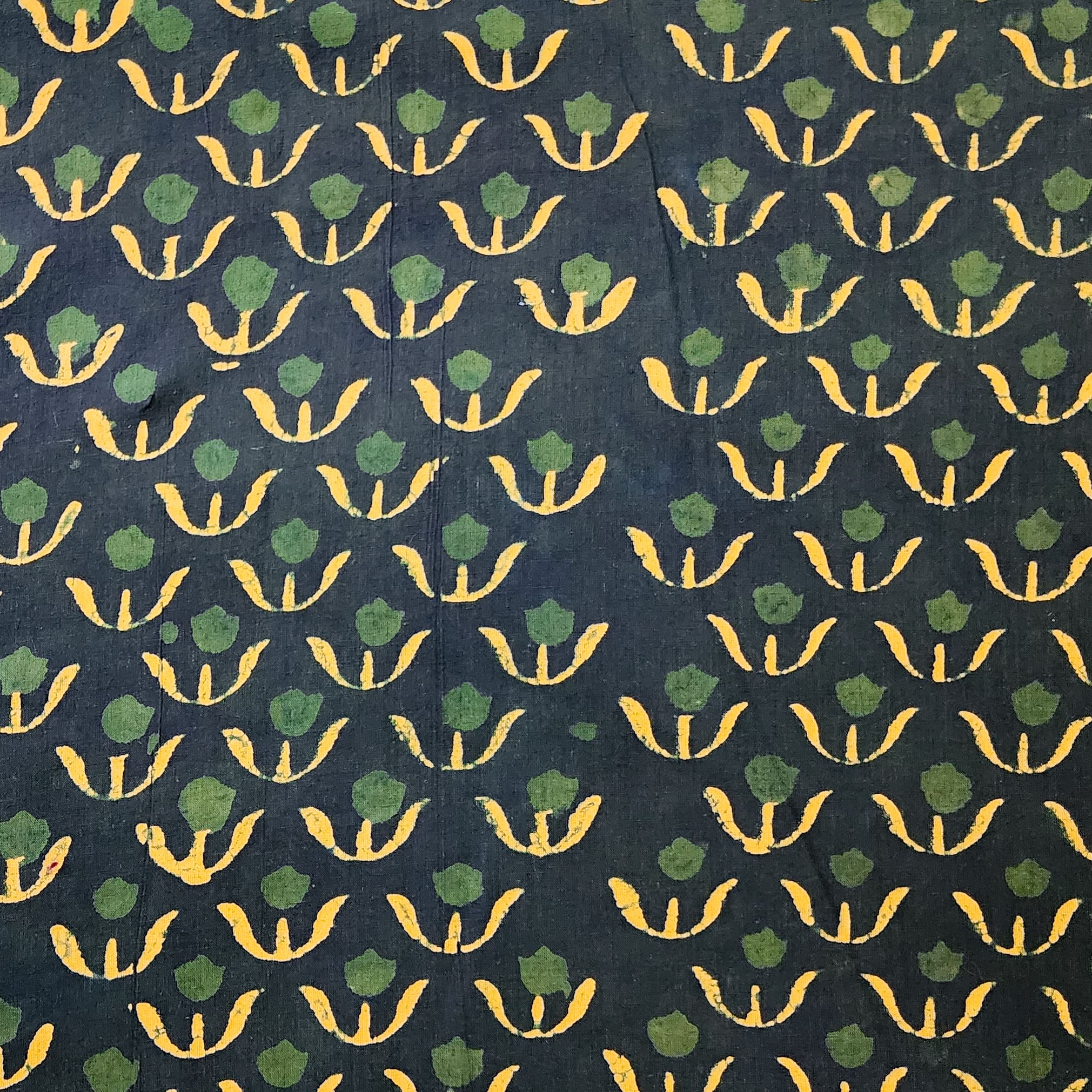 ( Pre-Cut 0.90 Meter )Pure Cotton Dabu Dark Green With Yellow Flower M – Sanskruti