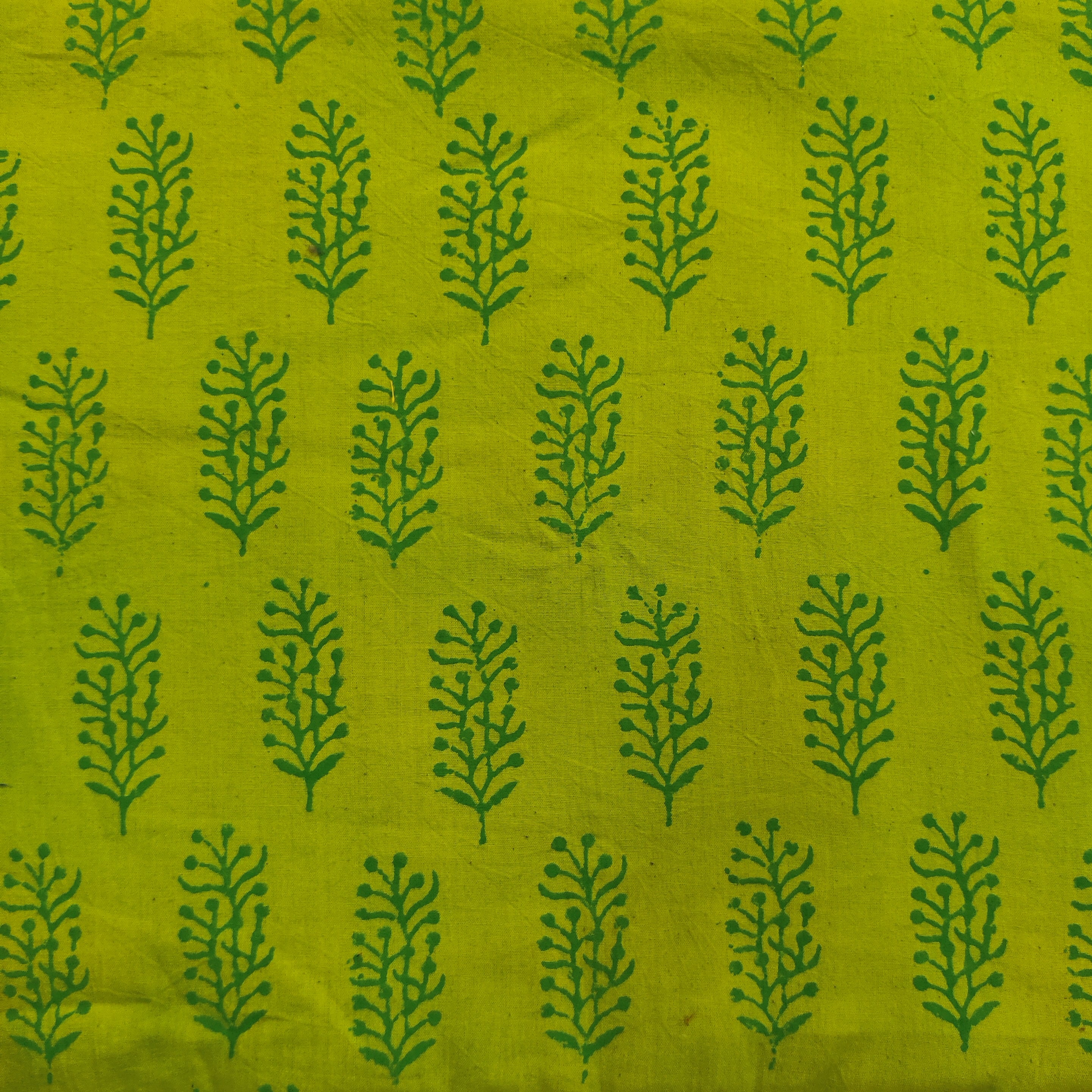 ( Pre-Cut 2 Meter ) Pure Cotton Dabu Green With Dark Green Plant Hand – Sanskruti
