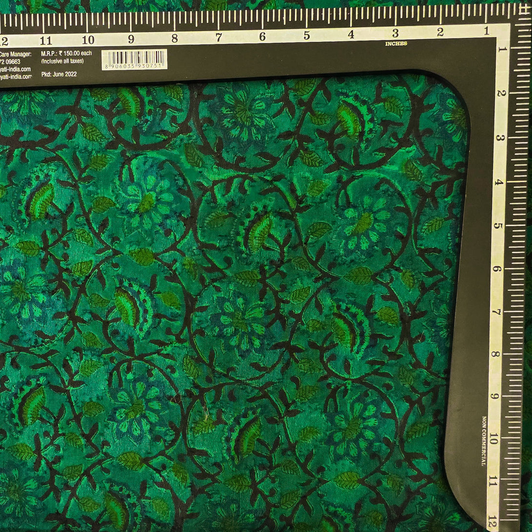 Pure Cotton Doby Dabu Green With Blue Small Flowers And Black aal Hand – Sanskruti
