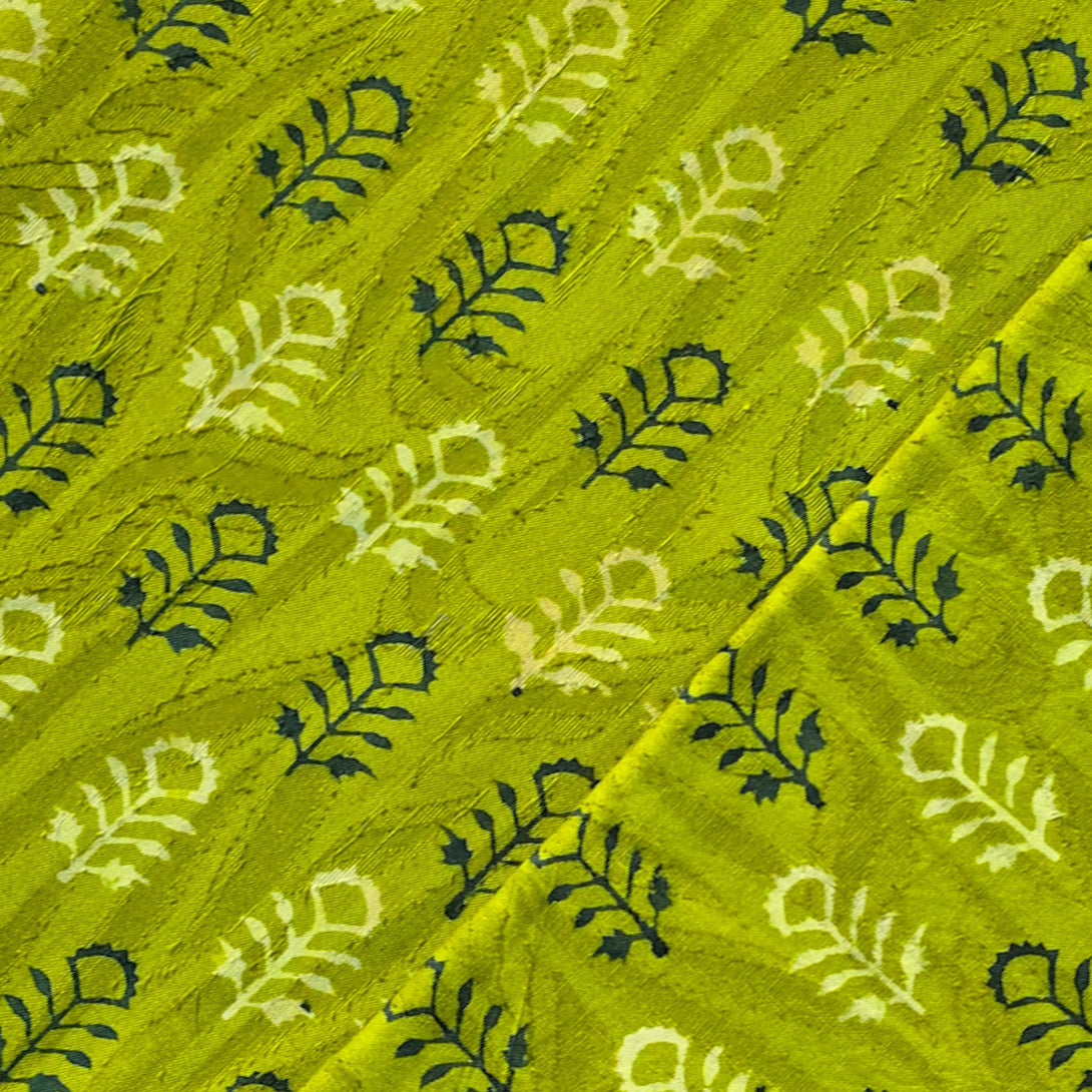 Pure Cotton Doby Dabu Green With Dark Green Flower Motif Hand Block Pr – Sanskruti