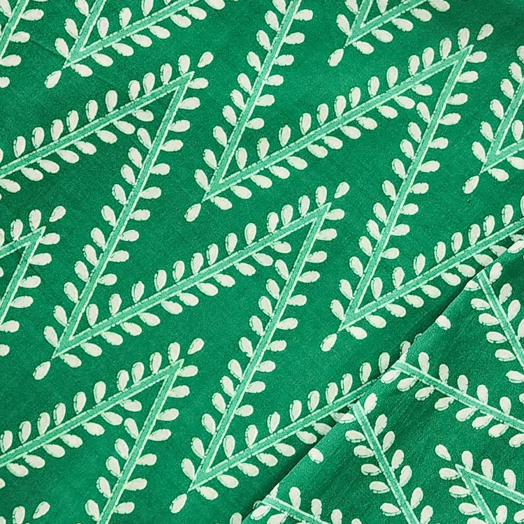 Pure Cotton Green With White Big Zig-Zag Screenprint Fabric – Sanskruti