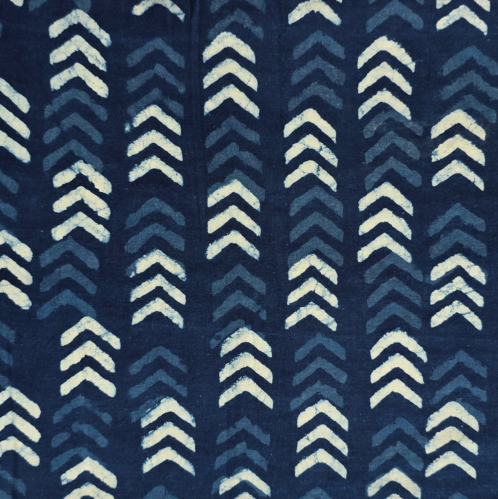 Pure Cotton Indigo Arrow Motif Hand Block Print Fabric – Sanskruti