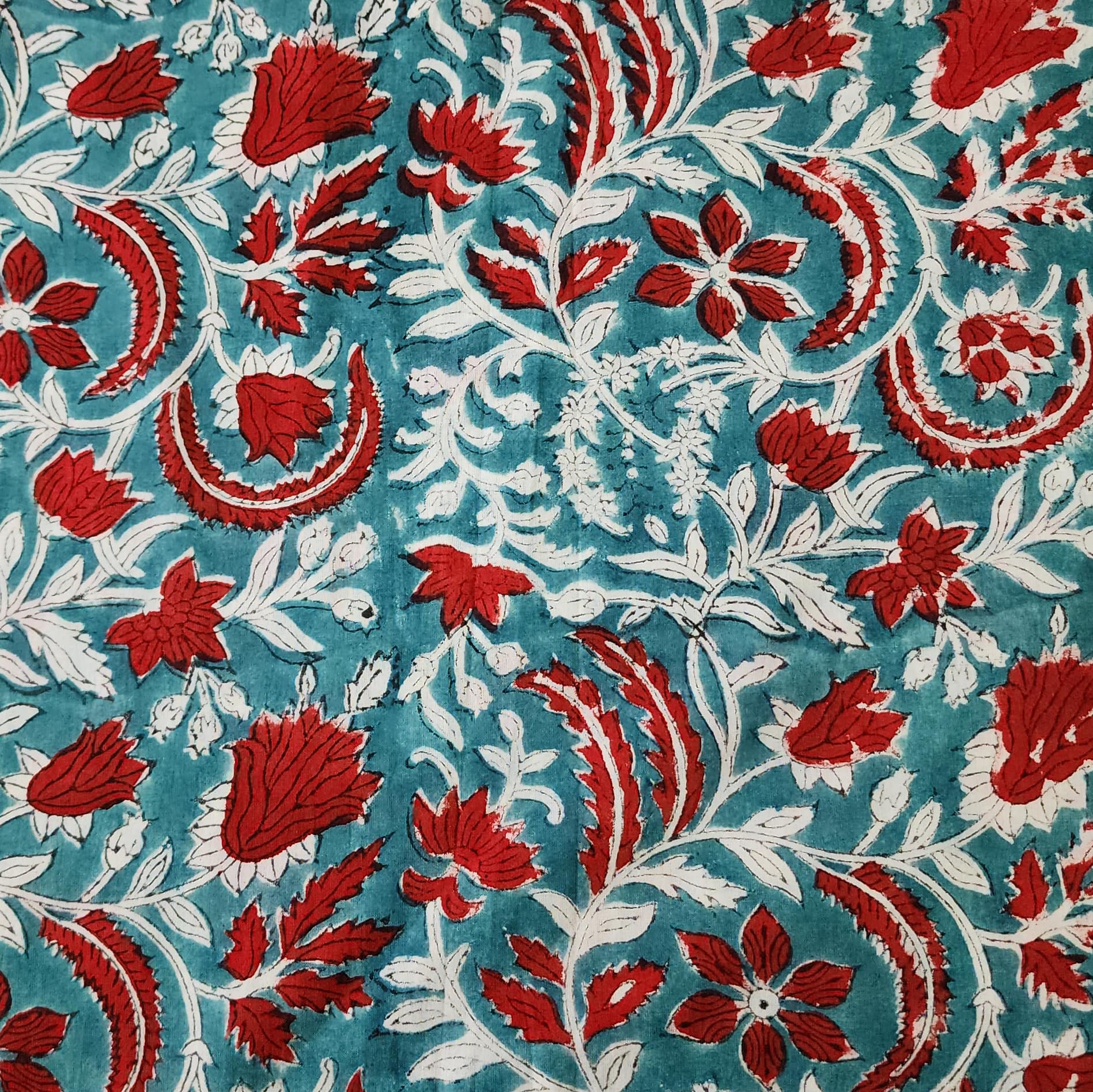Pure Cotton Jaipuri Blue With Red Flower And White Jaal Hand Block Pri ...