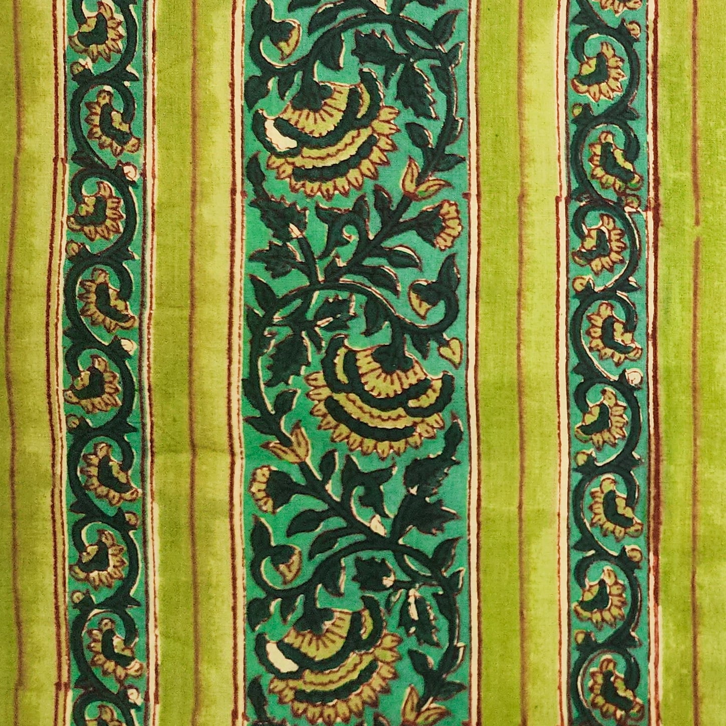 Pure Cotton Jaipuri Green With Dark Green Big Border Hand Block Print – Sanskruti