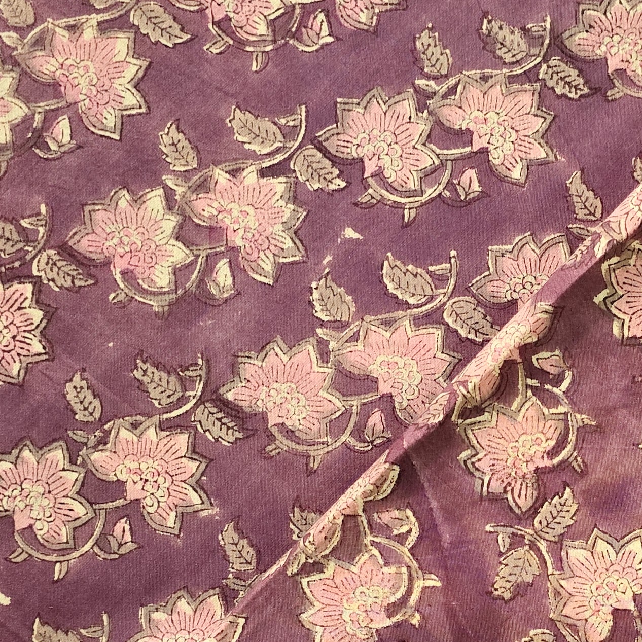 Pre Cut (0.90 Meter) Pure Cotton Jaipuri Purple With Light Pink Saffro ...