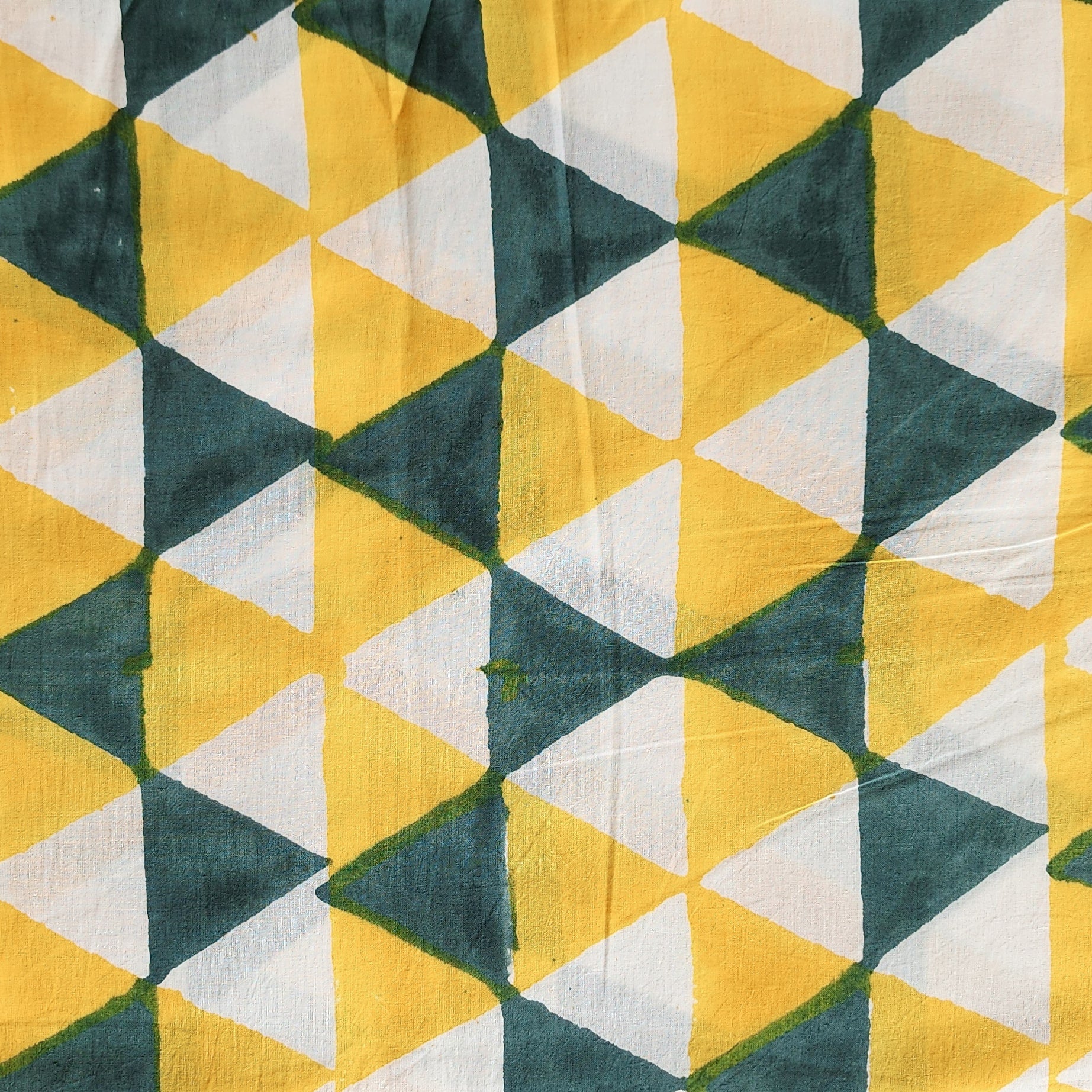 (Pre-Cut 1.70 Meter) Pure Cotton Jaipuri White With Yellow And Green T ...