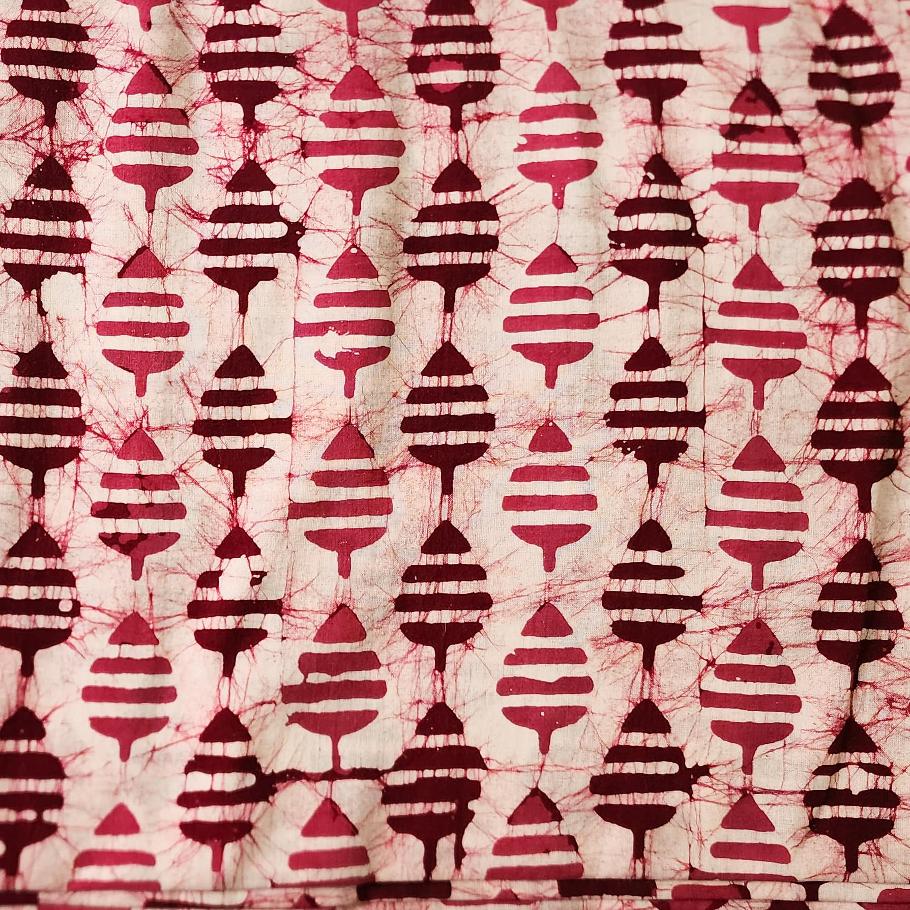Pure Cotton Moum Batik Off White With Light Maroon With Dark Maroon Le ...