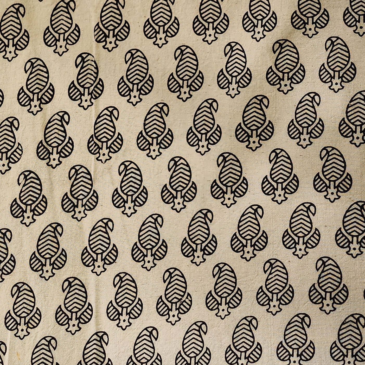 Pure Cotton Vegetable Dyed Ajrak Cream With Black Intricate Kairi Desi – Sanskruti