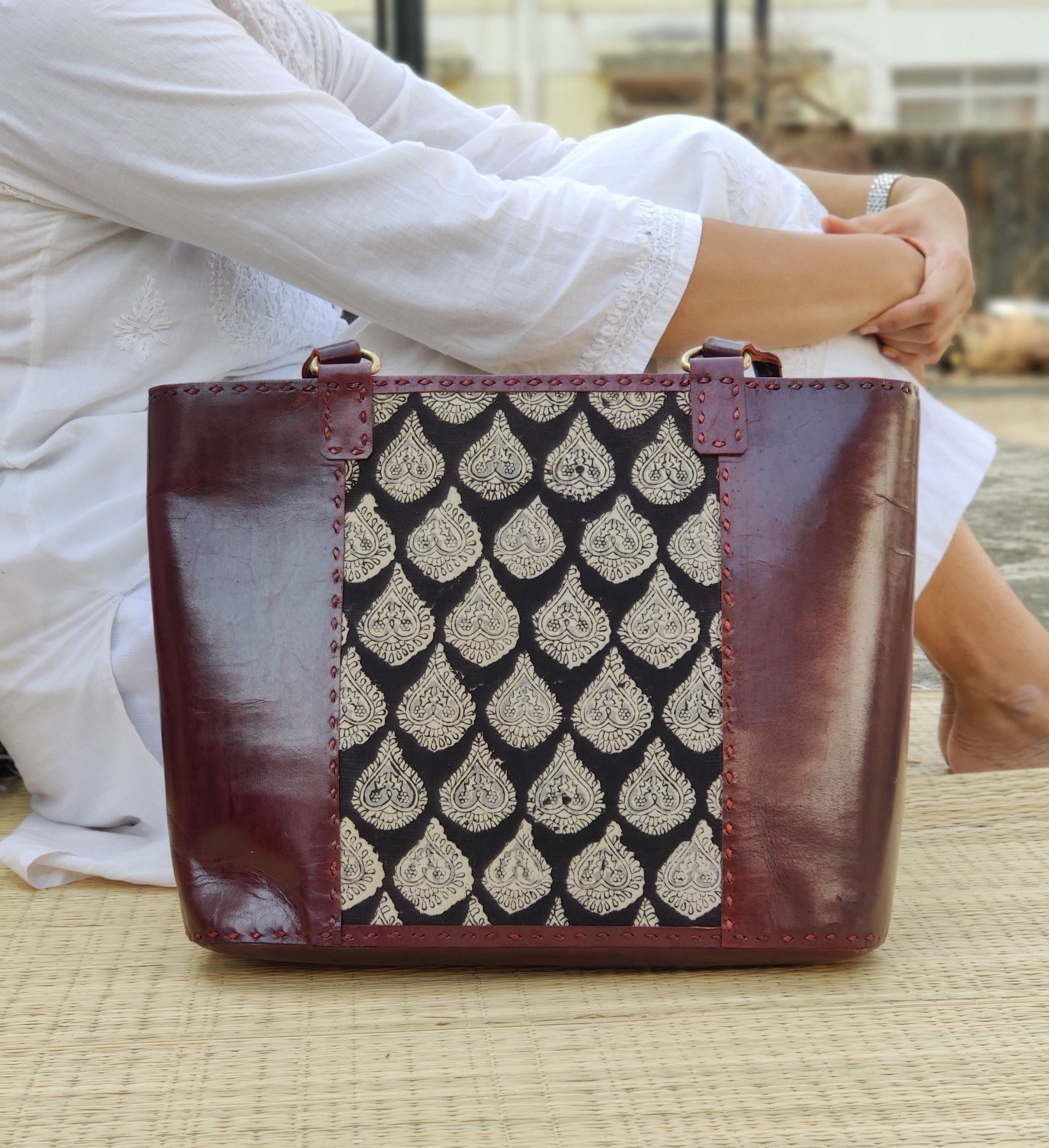 JODHPURI -Jodhpuri Leather Black Bagru Tote Shoulder Bag With A Zip ...