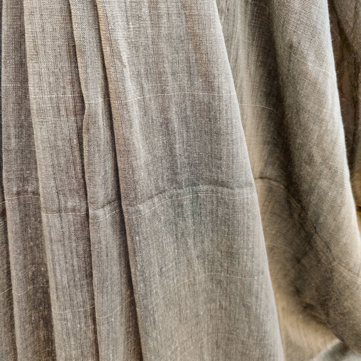 PIKU - Ash With Maroon Border - Sanskruti